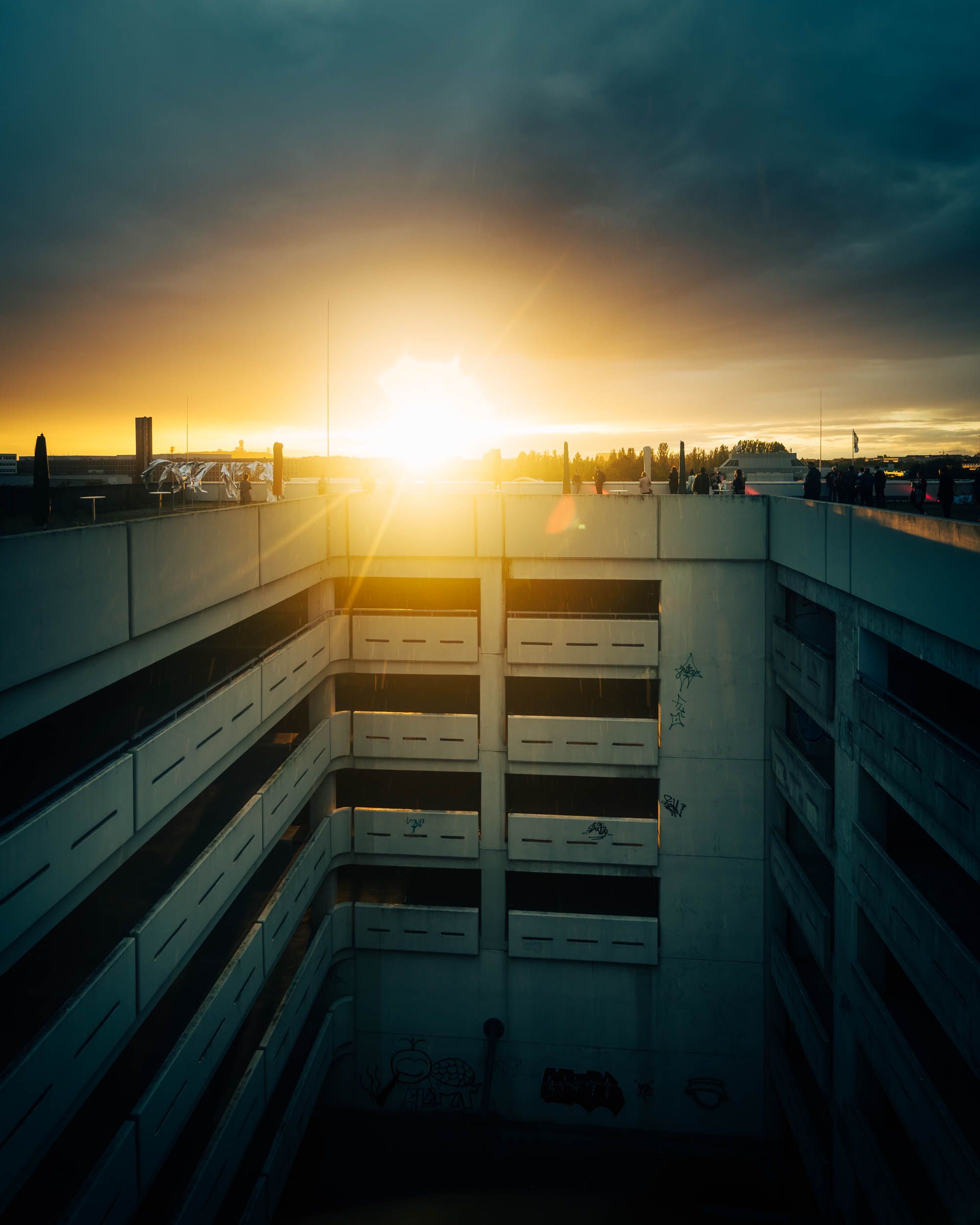 Sunset Sunlight over Residential Building · Free Stock Photo