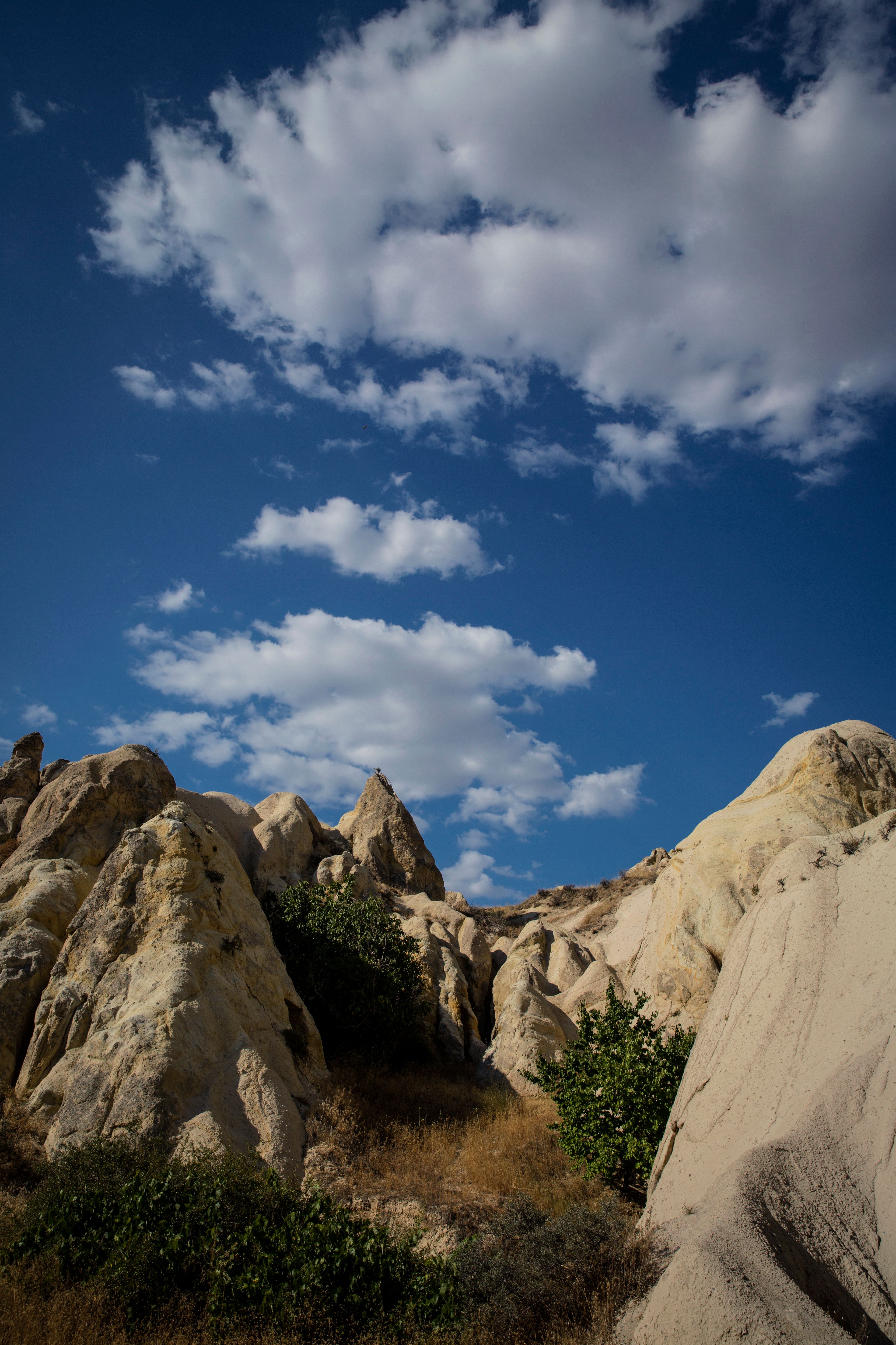 Layers of Sandstone Rock Formations · Free Stock Photo