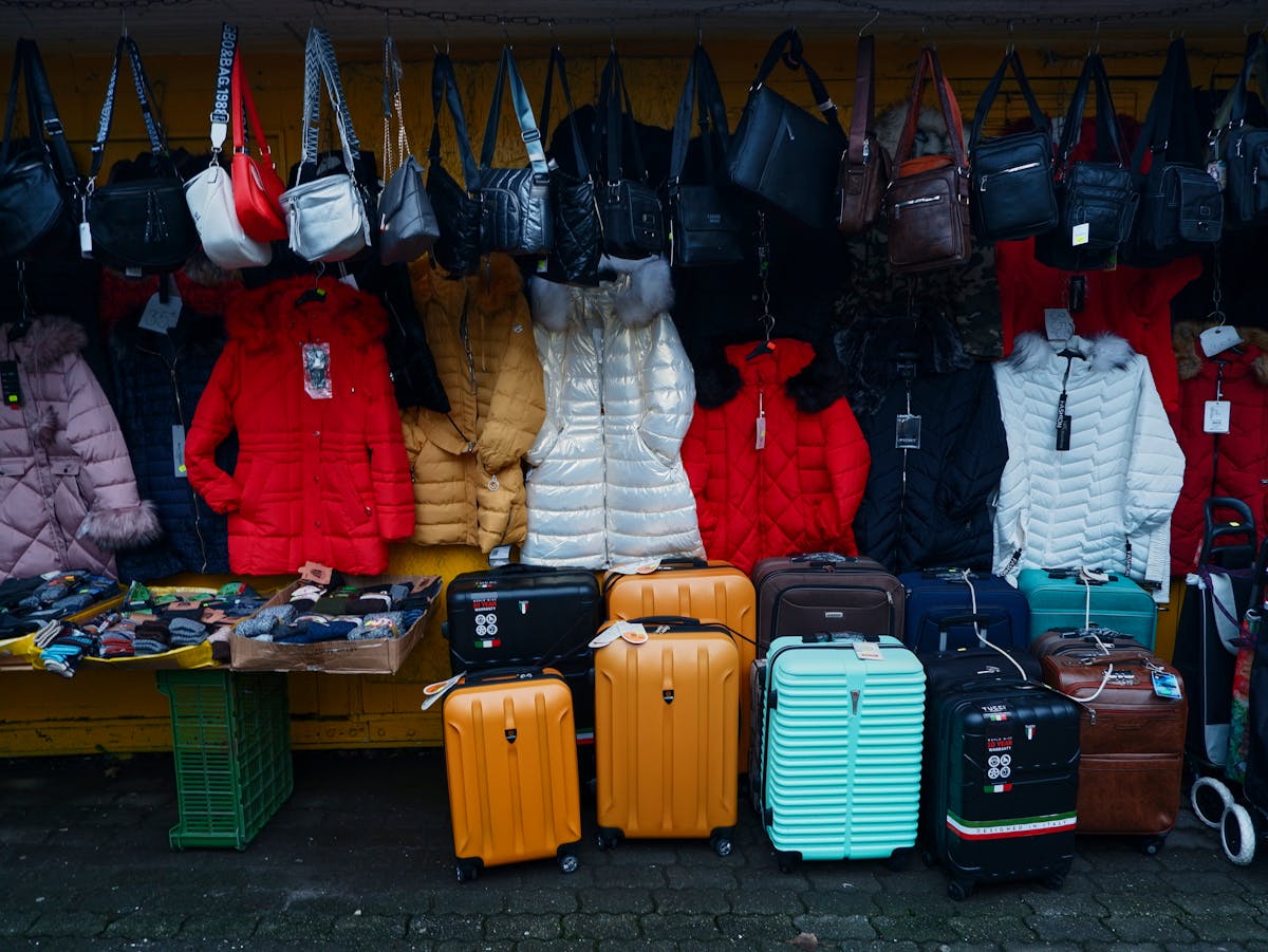 Suitcases Photos, Download The BEST Free Suitcases Stock Photos & HD Images