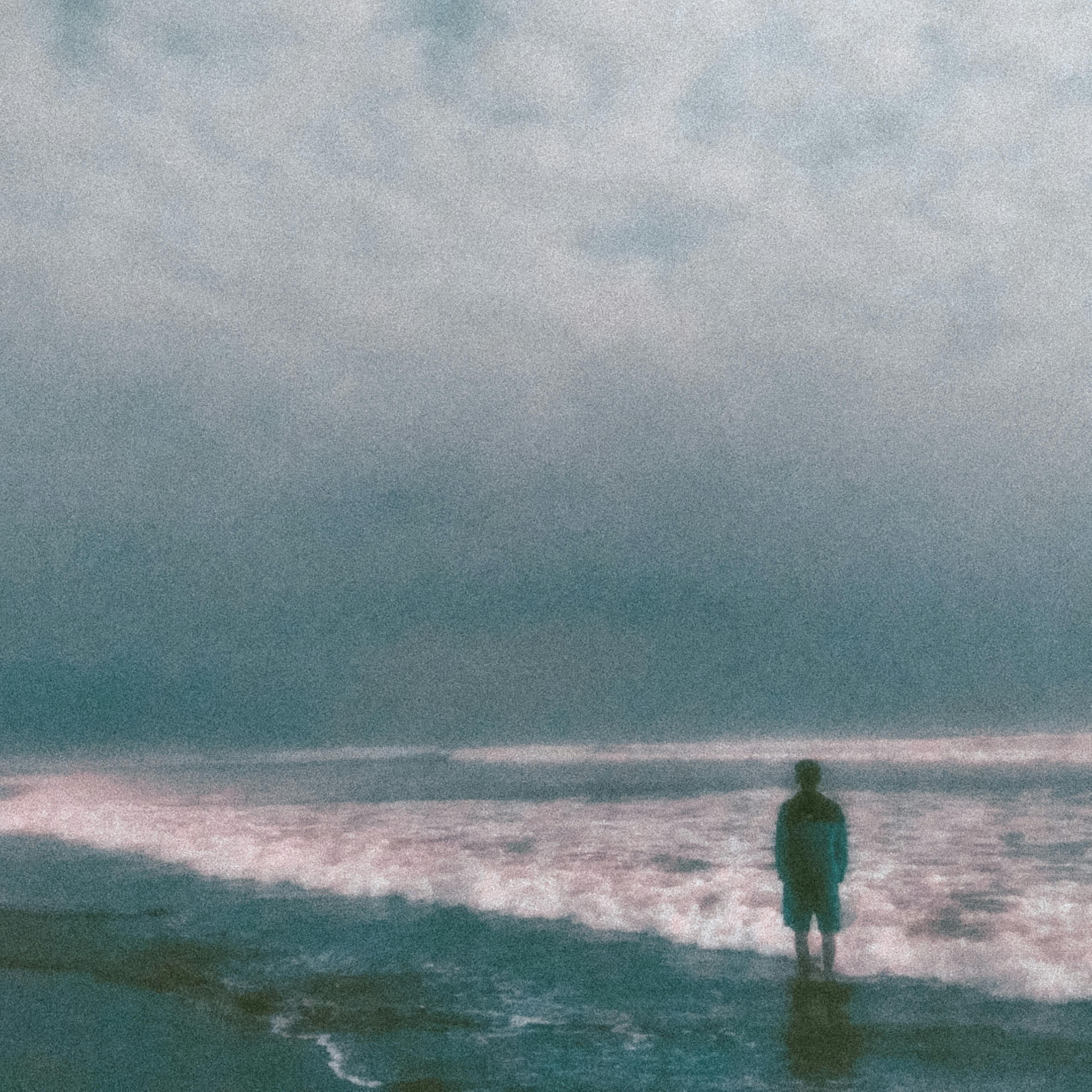 Man Standing in Wave · Free Stock Photo