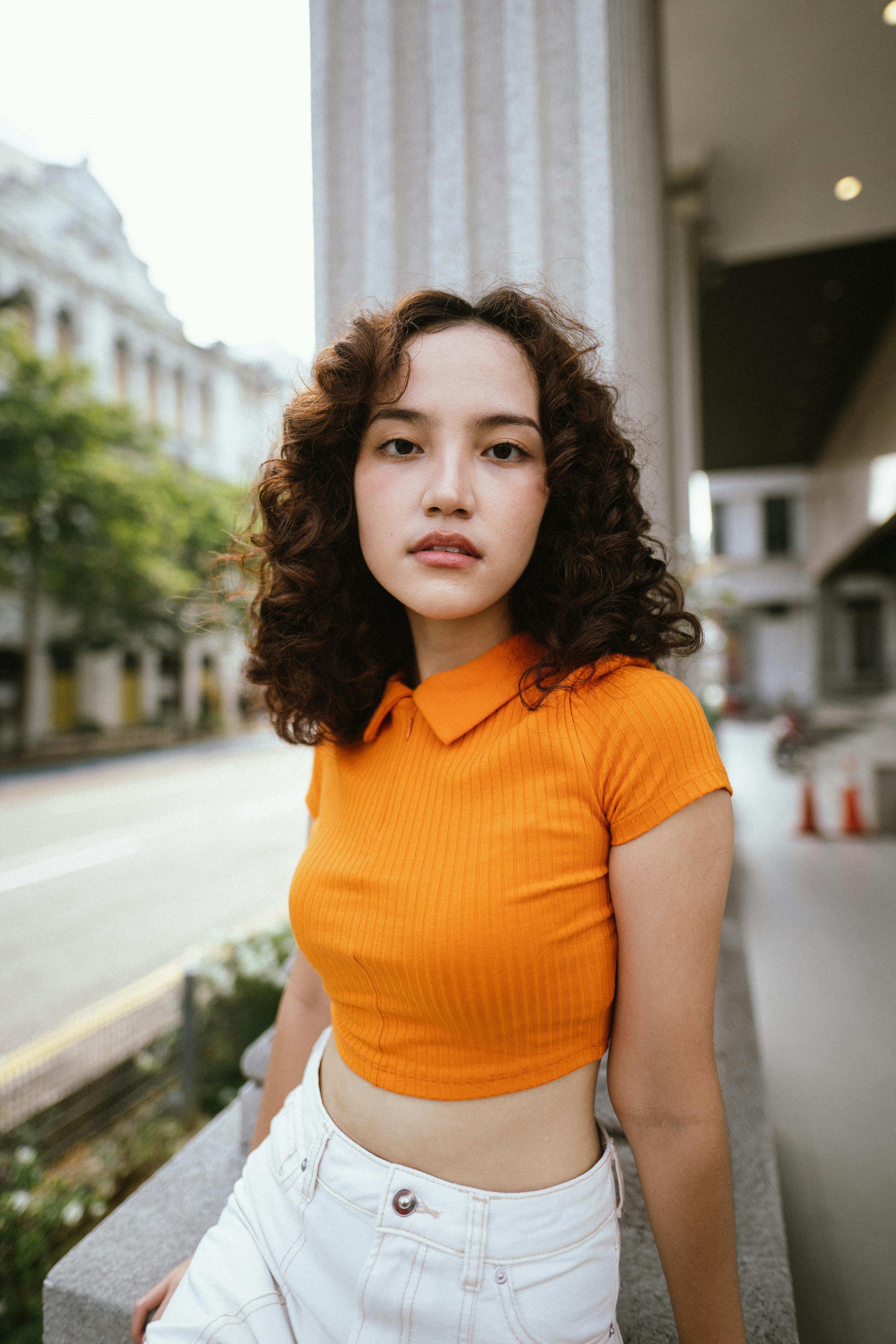 Girl in orange · Free Stock Photo
