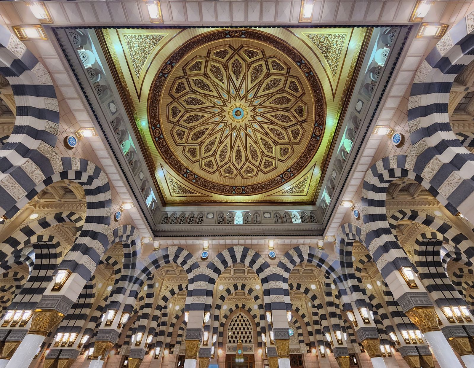 Medina Mosque Photos, Download The BEST Free Medina Mosque Stock Photos ...