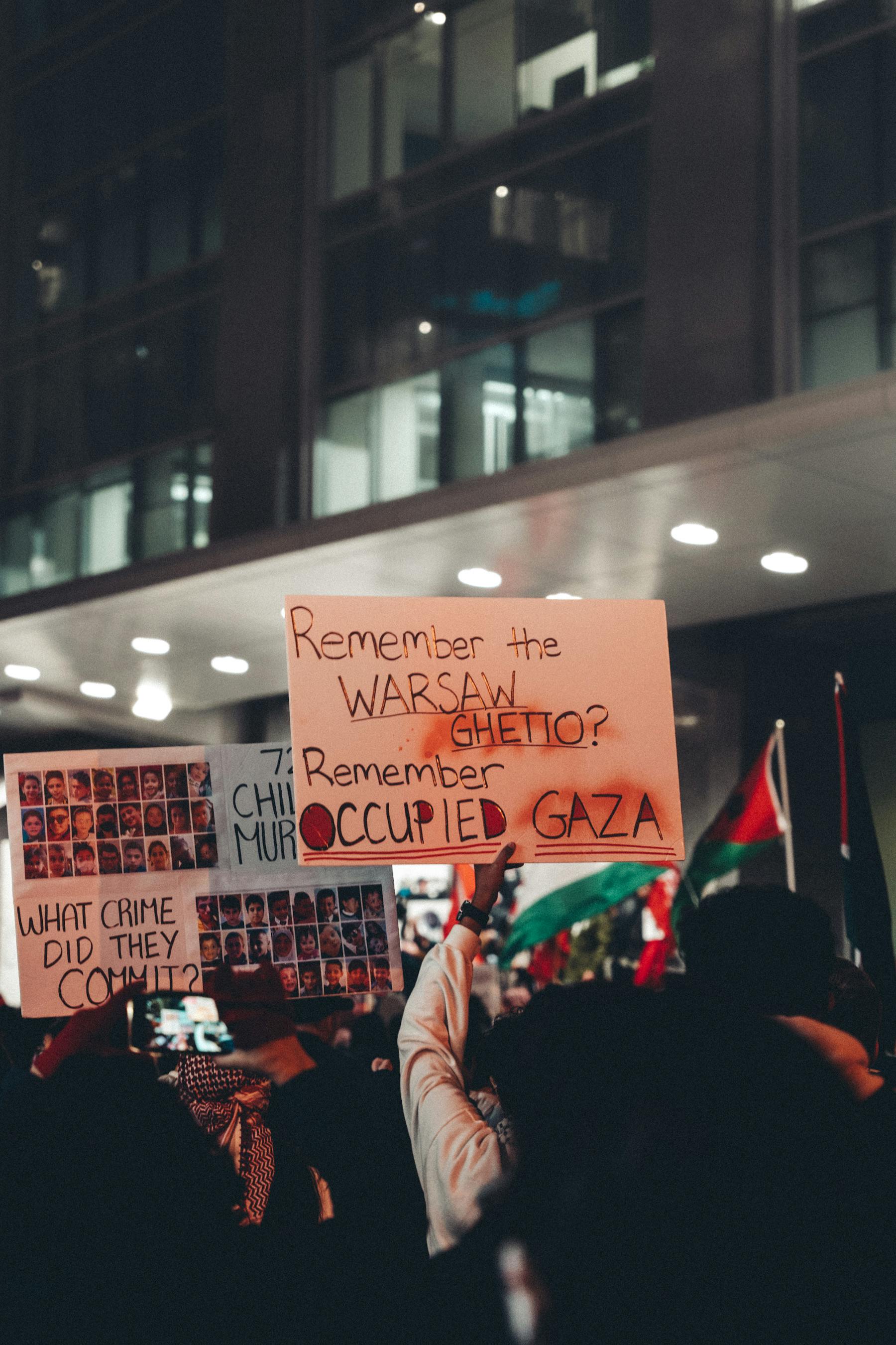 Activist Signs Photos, Download The BEST Free Activist Signs Stock ...