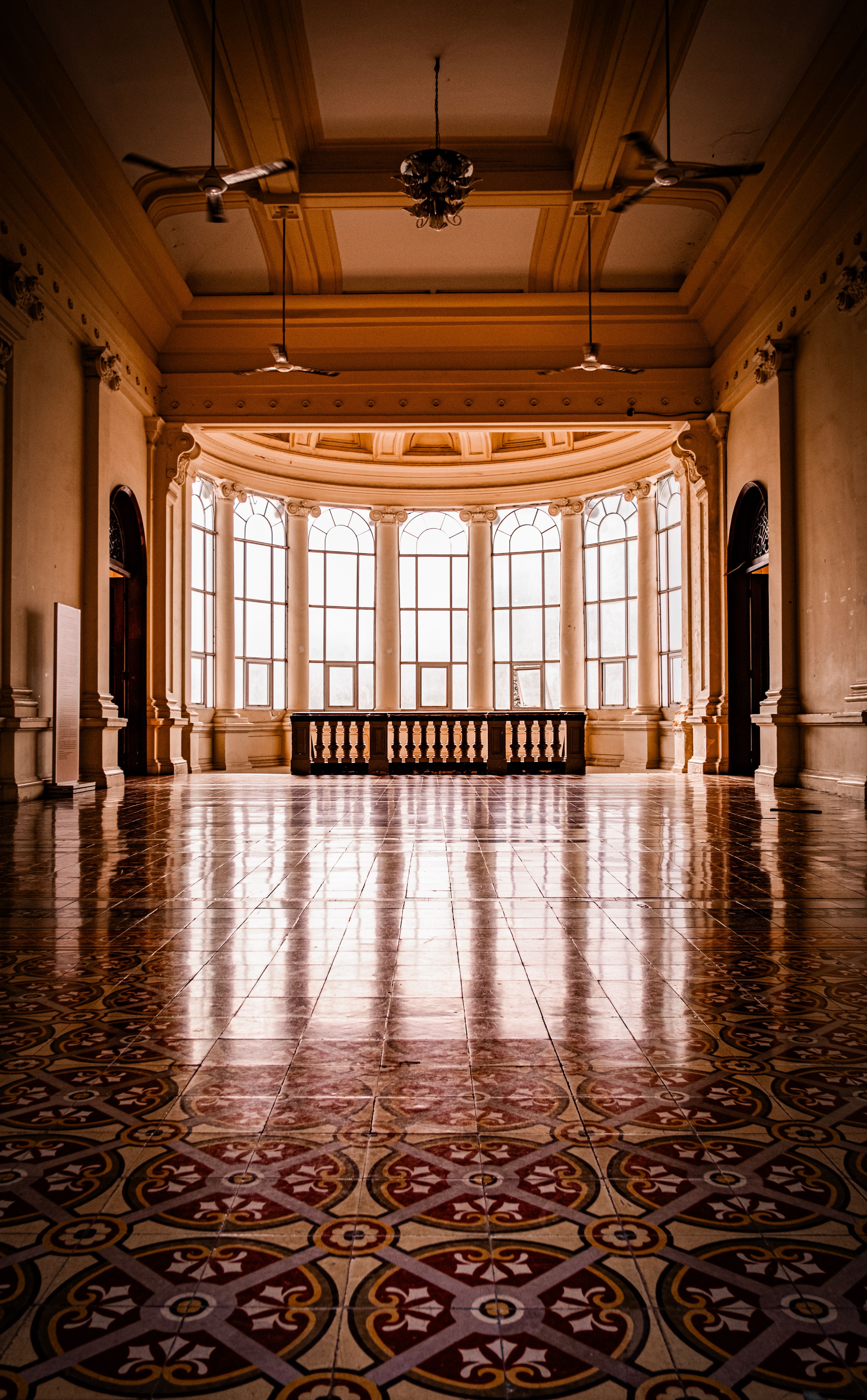 Windows in a Classic Building · Free Stock Photo