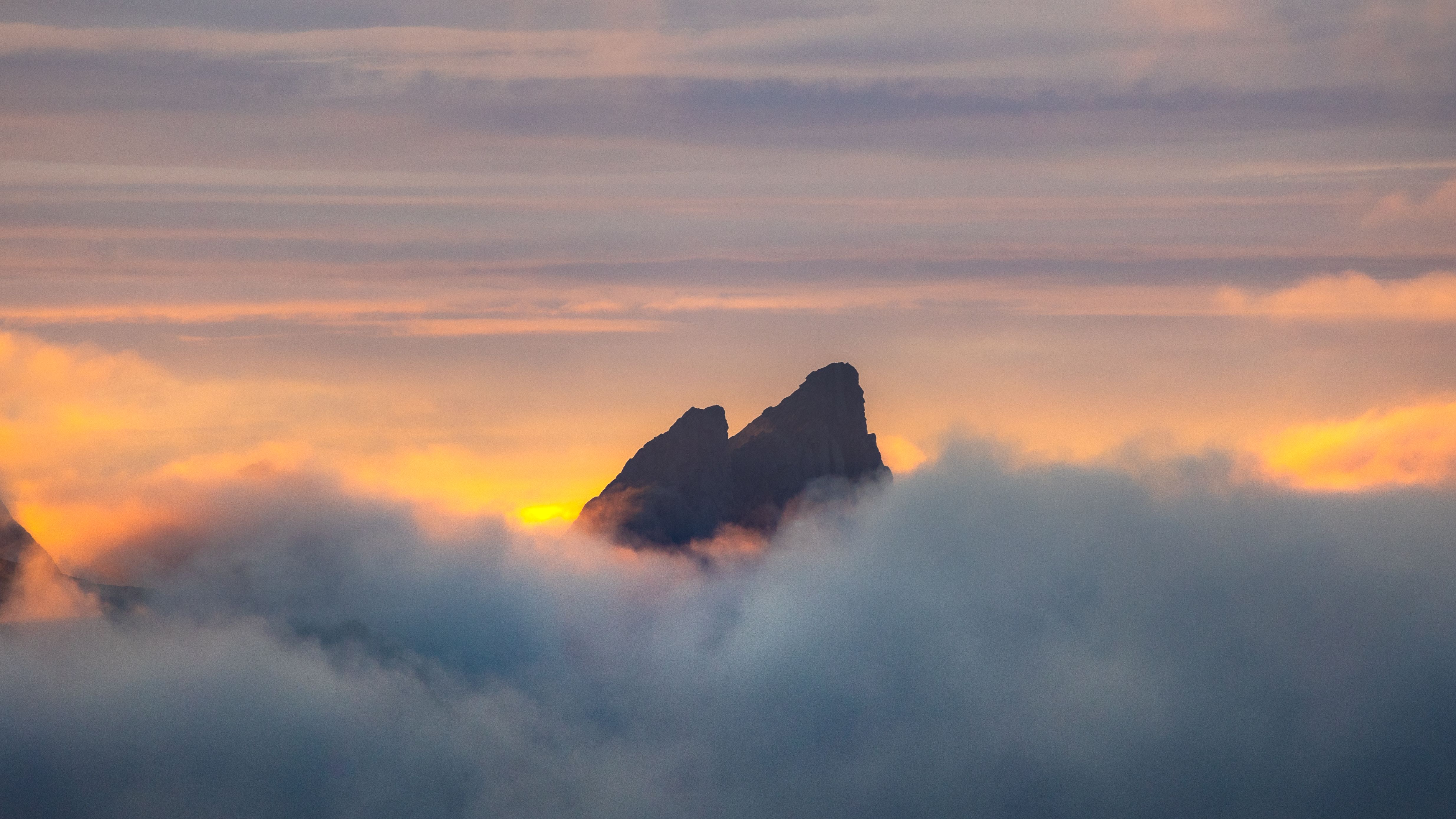 "Twin Peaks" · Free Stock Photo