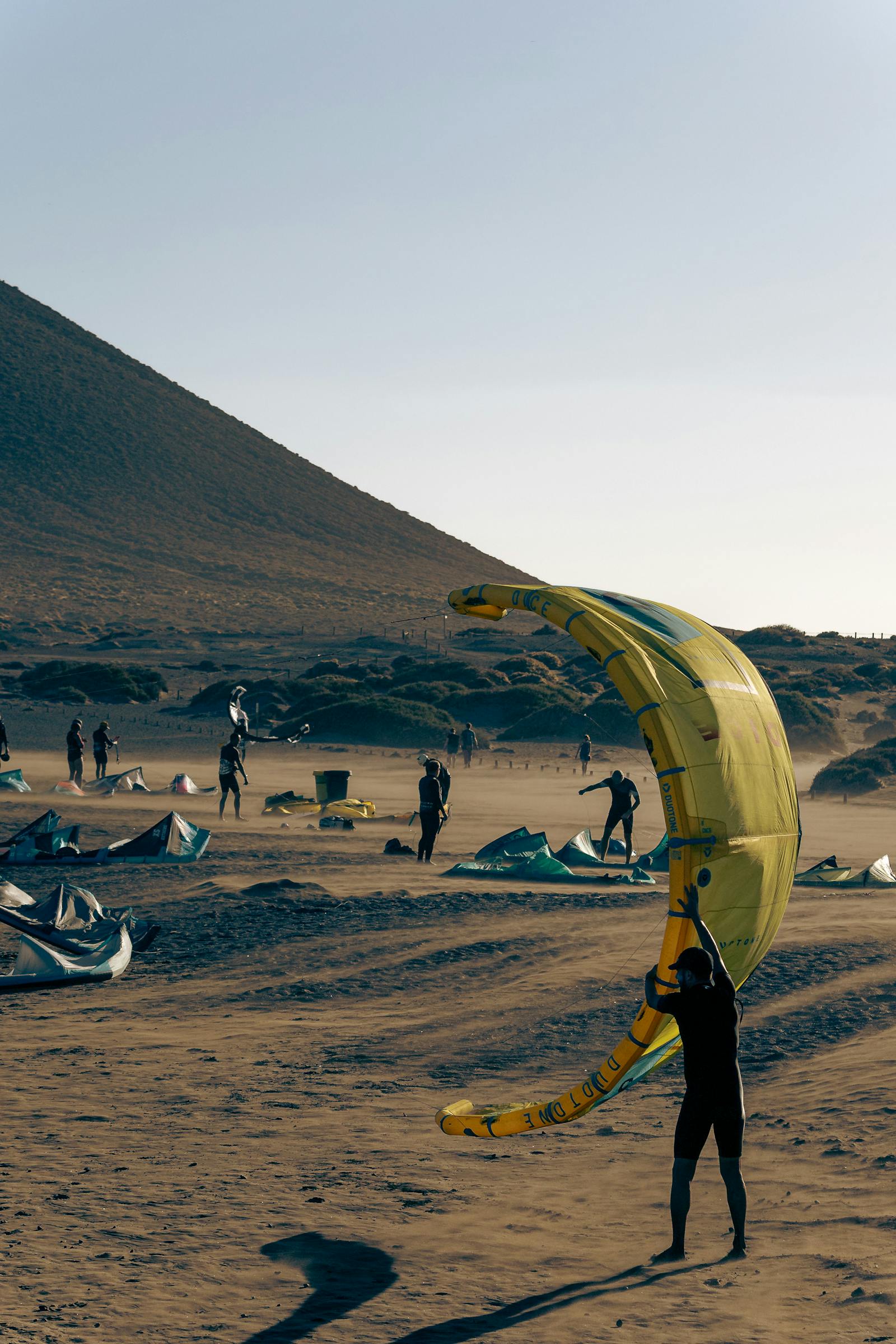 Yellow Kite Photos, Download The BEST Free Yellow Kite Stock Photos ...