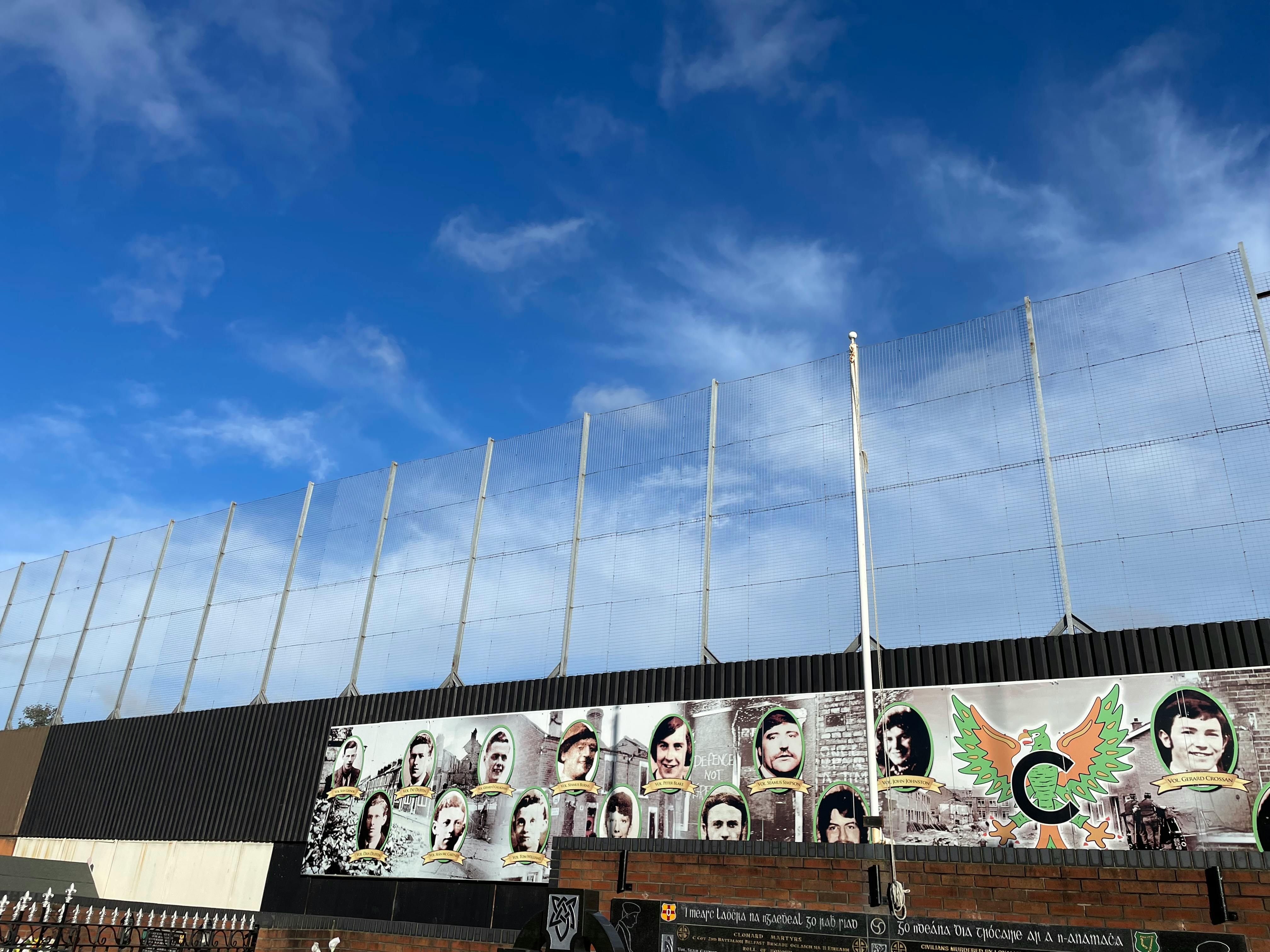 Michael Currie - 사진