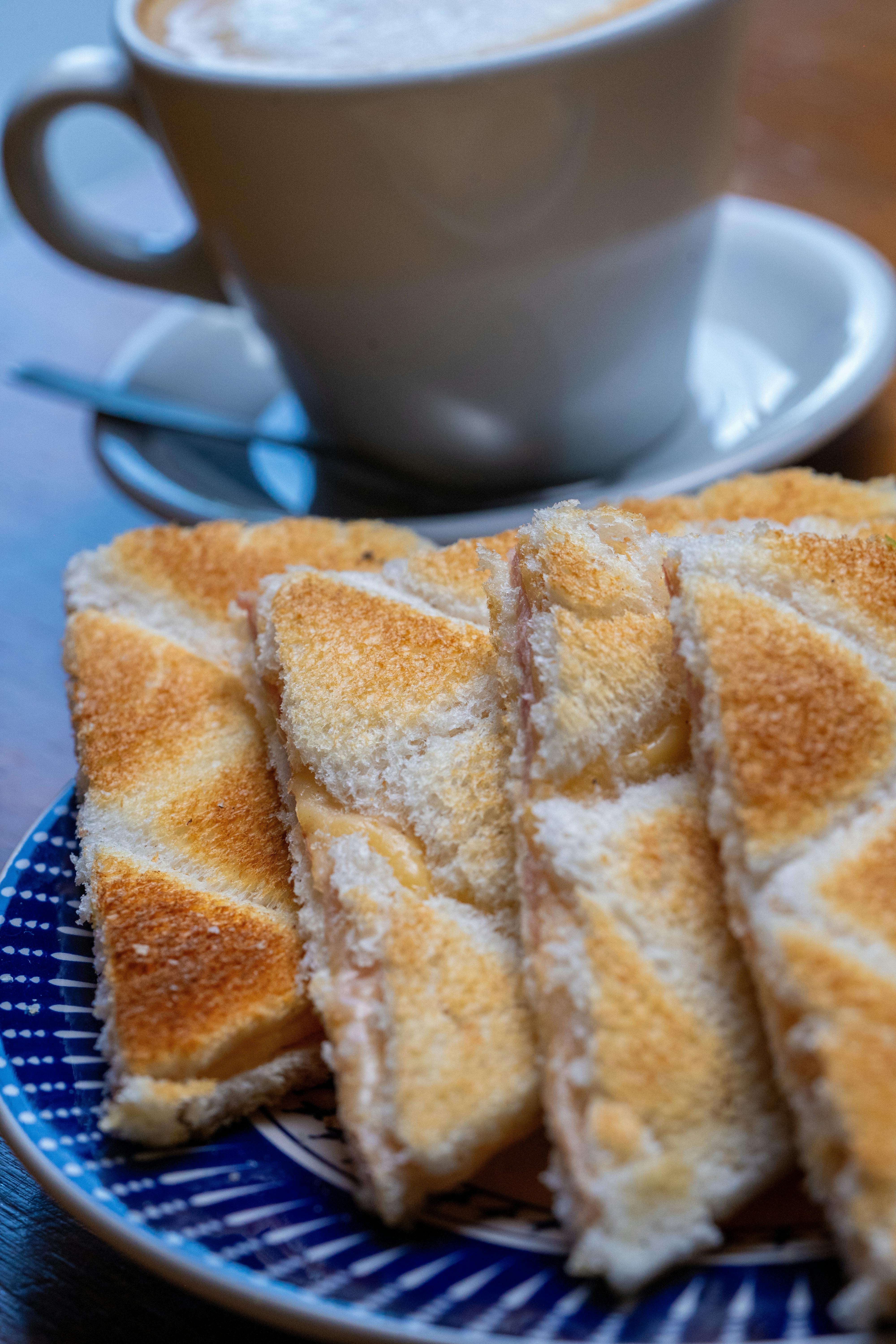 Toast Triangles Photos, Download The BEST Free Toast Triangles Stock ...