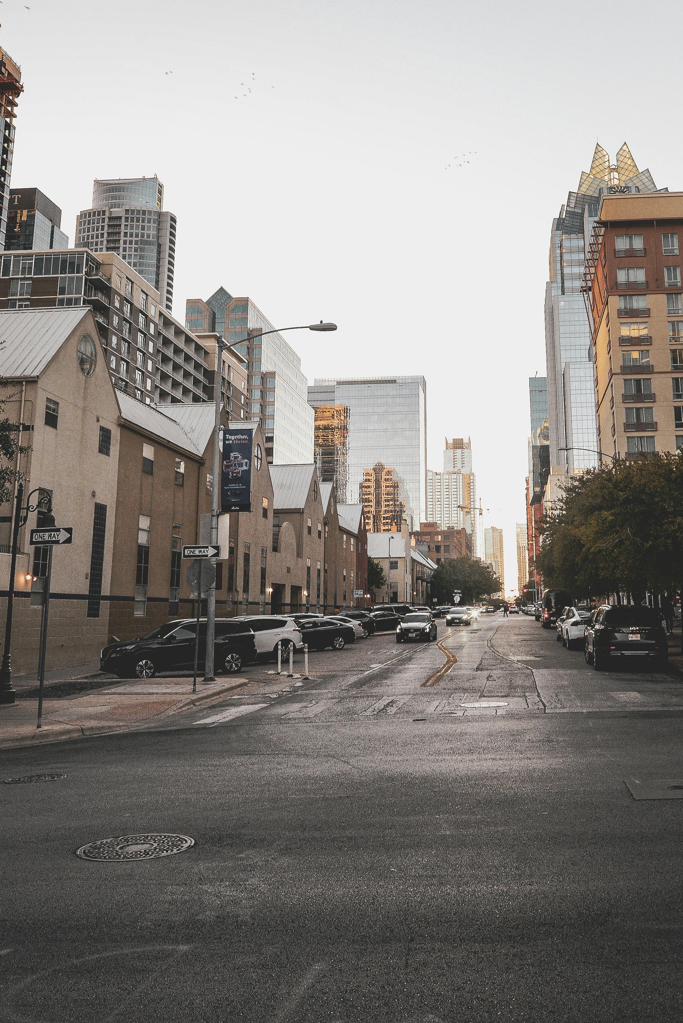 Street in City · Free Stock Photo