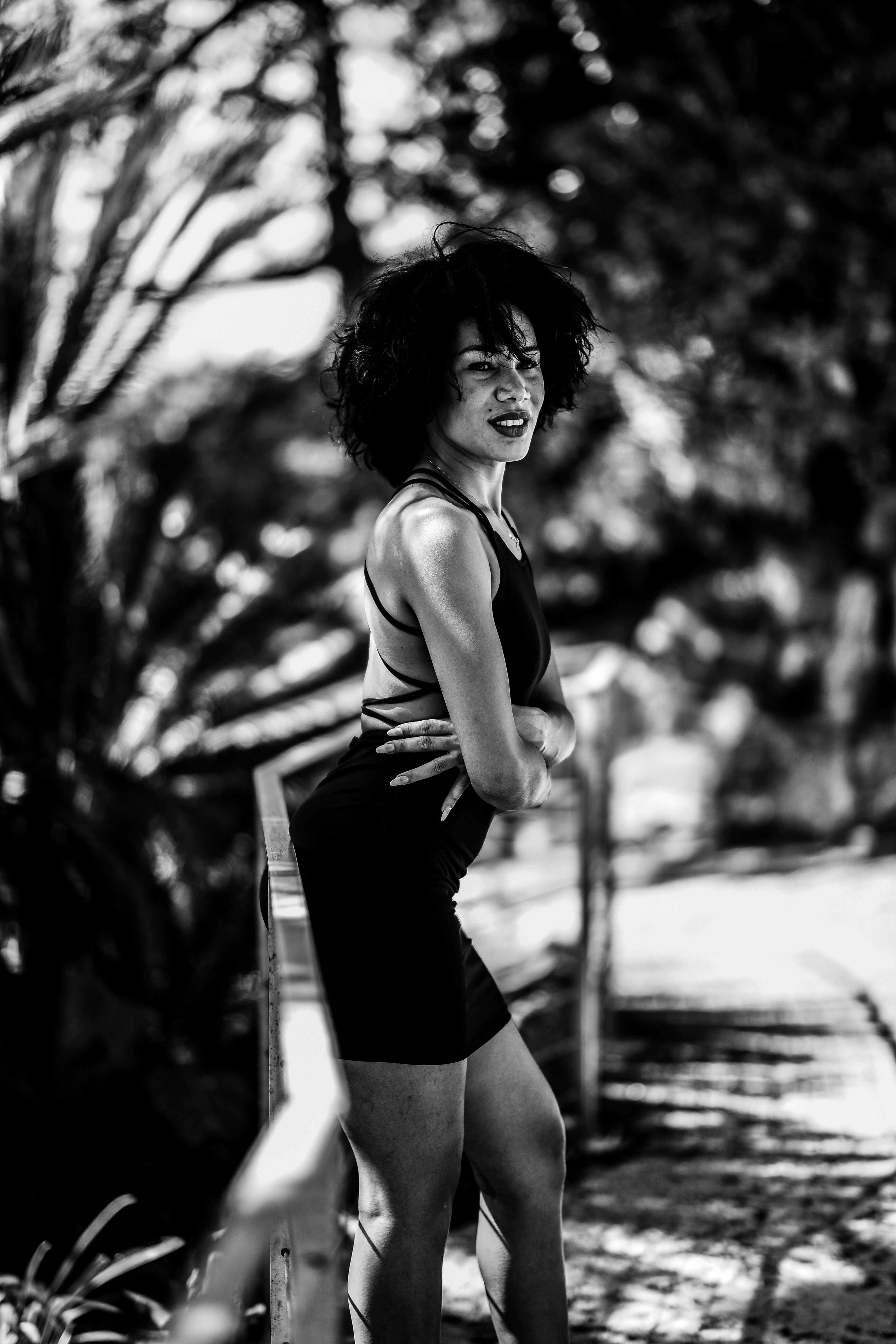 Woman Wearing Dress in a Park in Black and White · Free Stock Photo