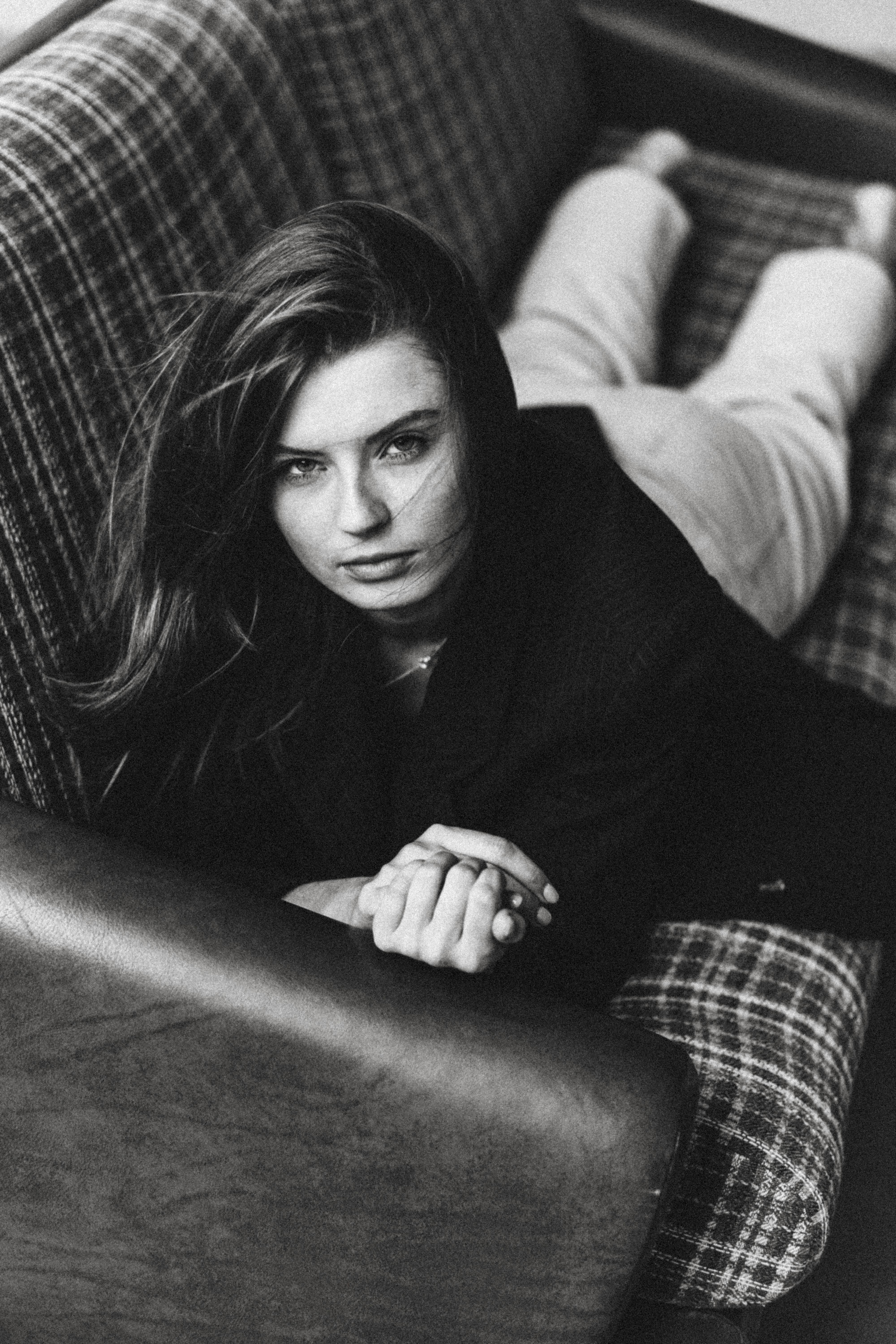 Horizontal Images Of Women In Styled Hair Photos, Download The BEST ...