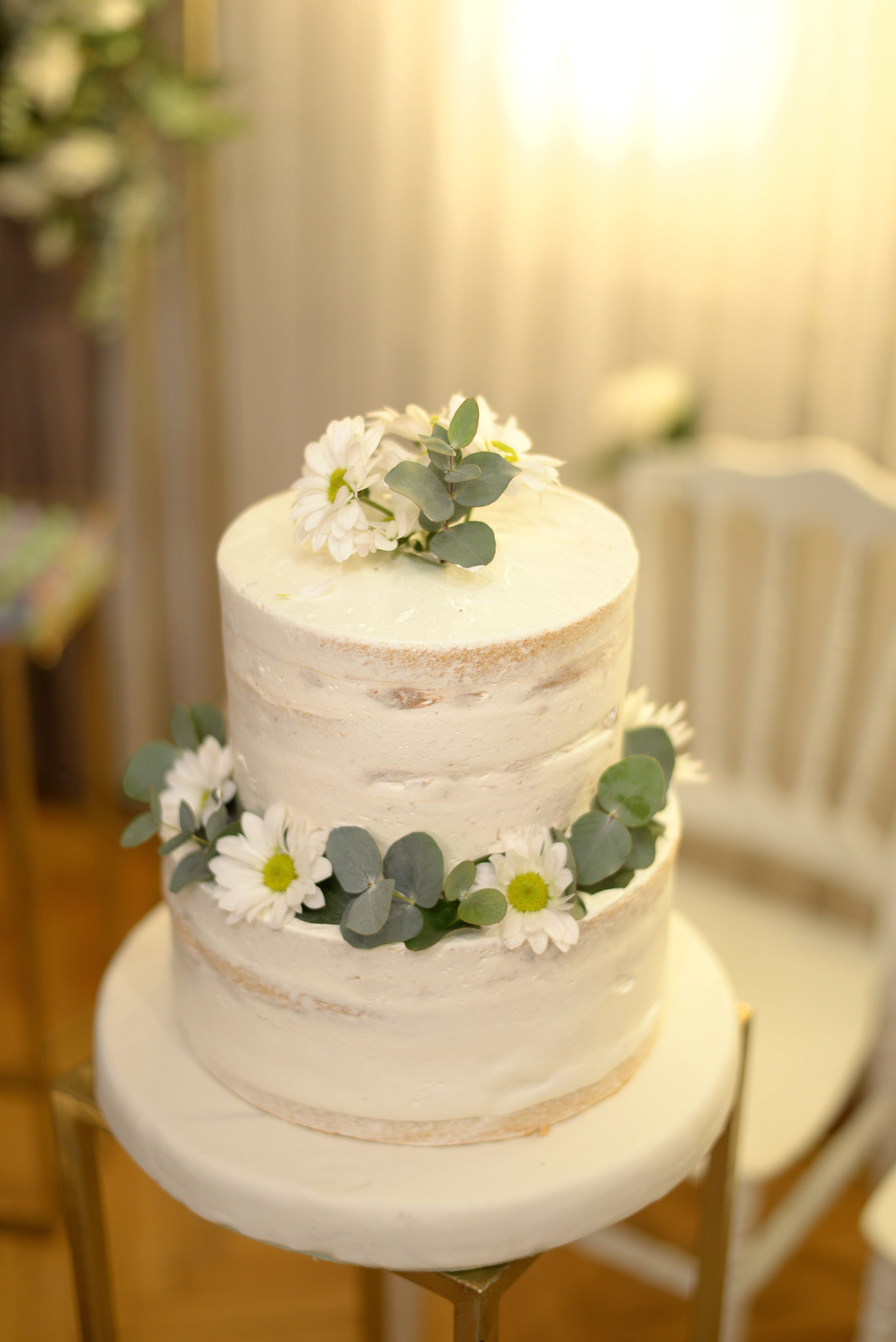 White Icing Cover Cake · Free Stock Photo