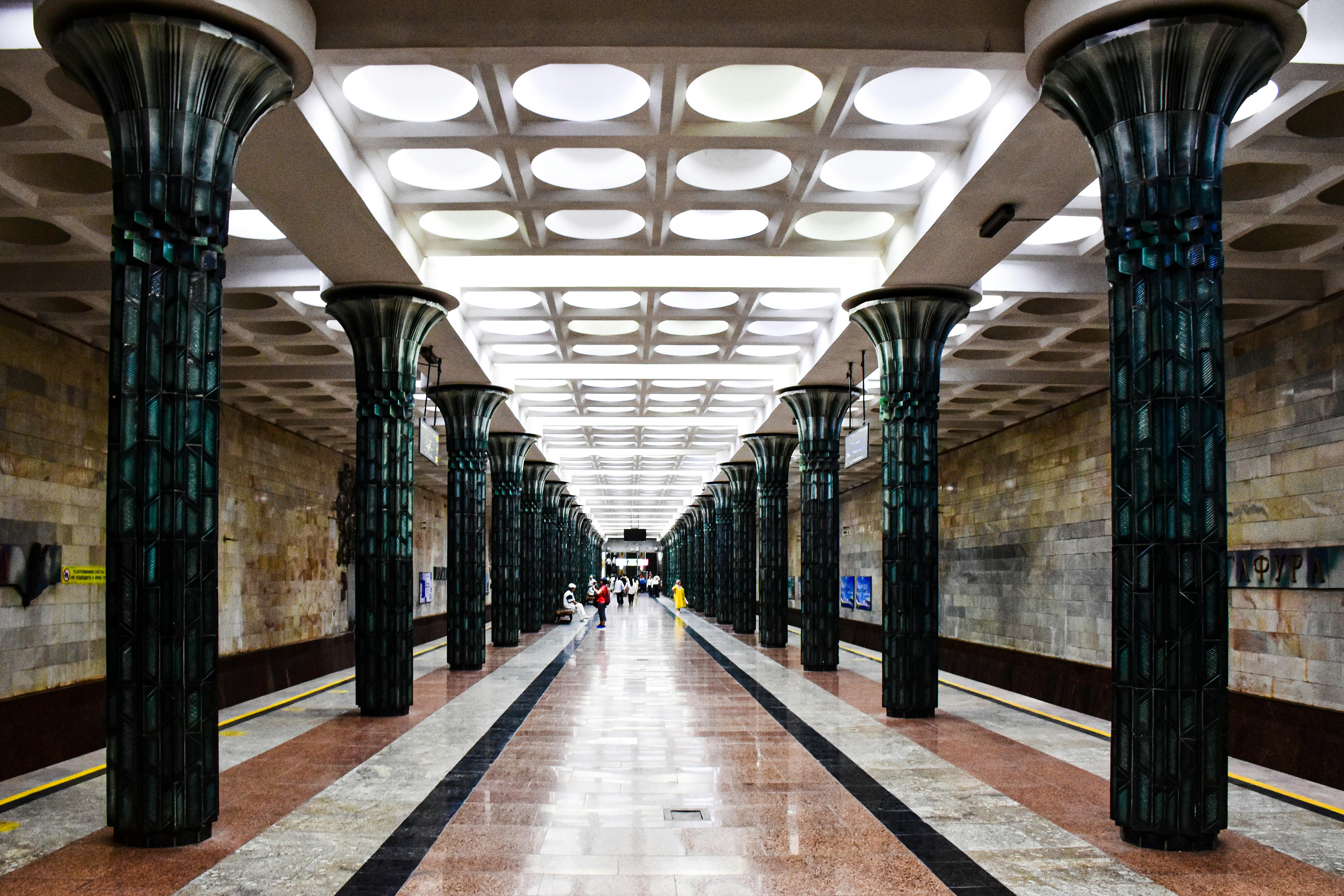 Platform of Gafur Gulom Station in Tashkent · Free Stock Photo