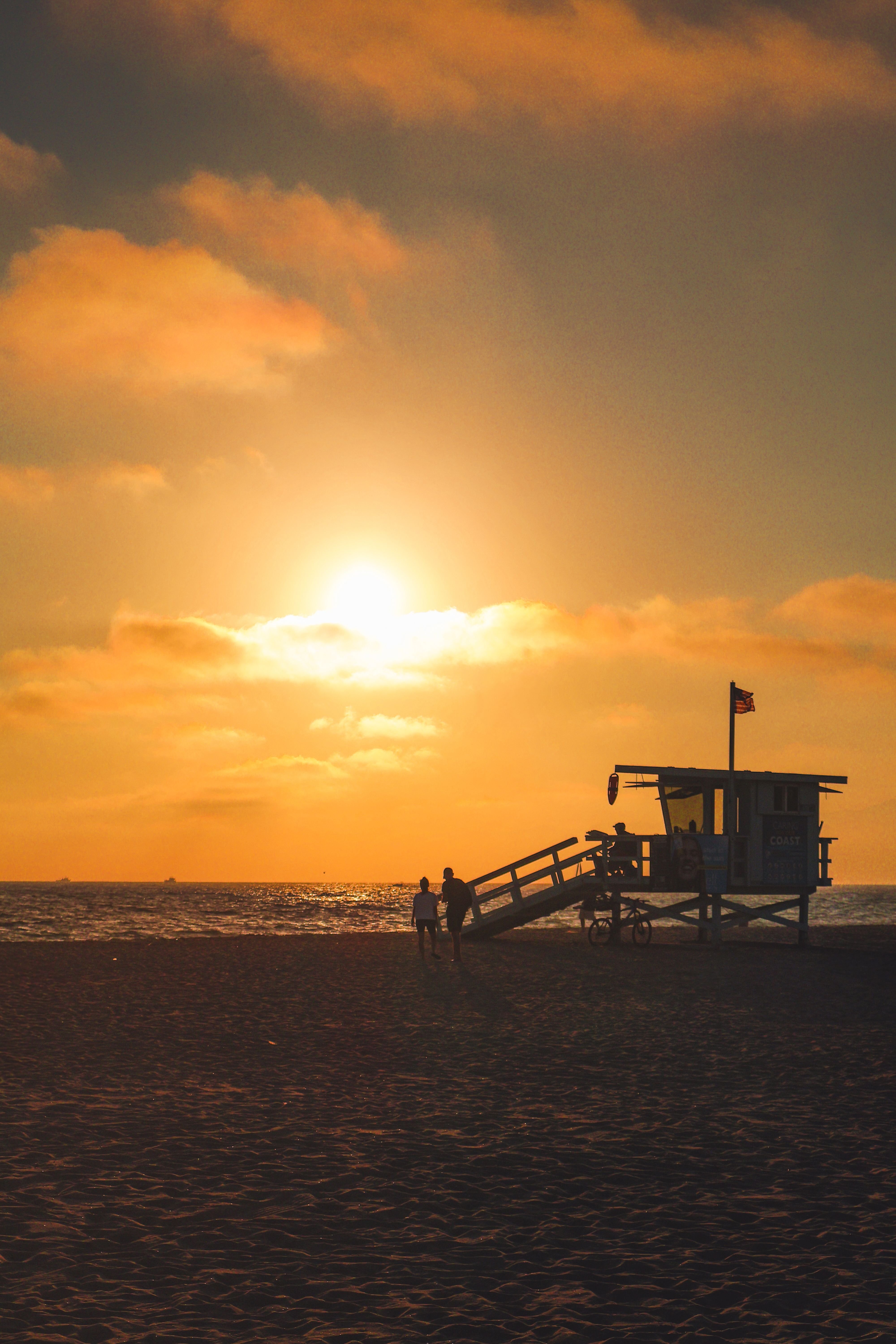 White Wooden Lifeguard Shed · Free Stock Photo