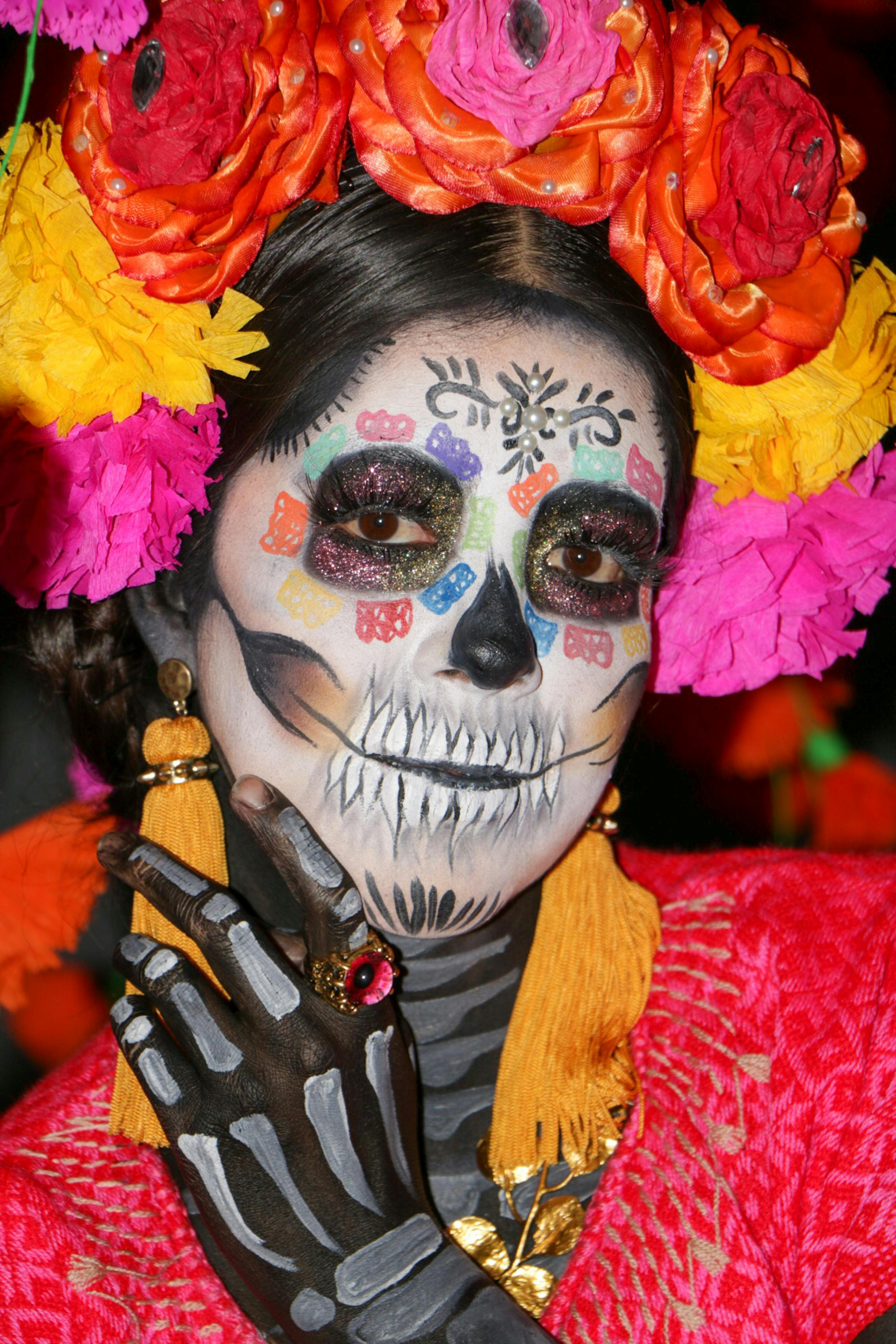 Foto de stock gratuita sobre cara pintada, catrina, corona de lores ...
