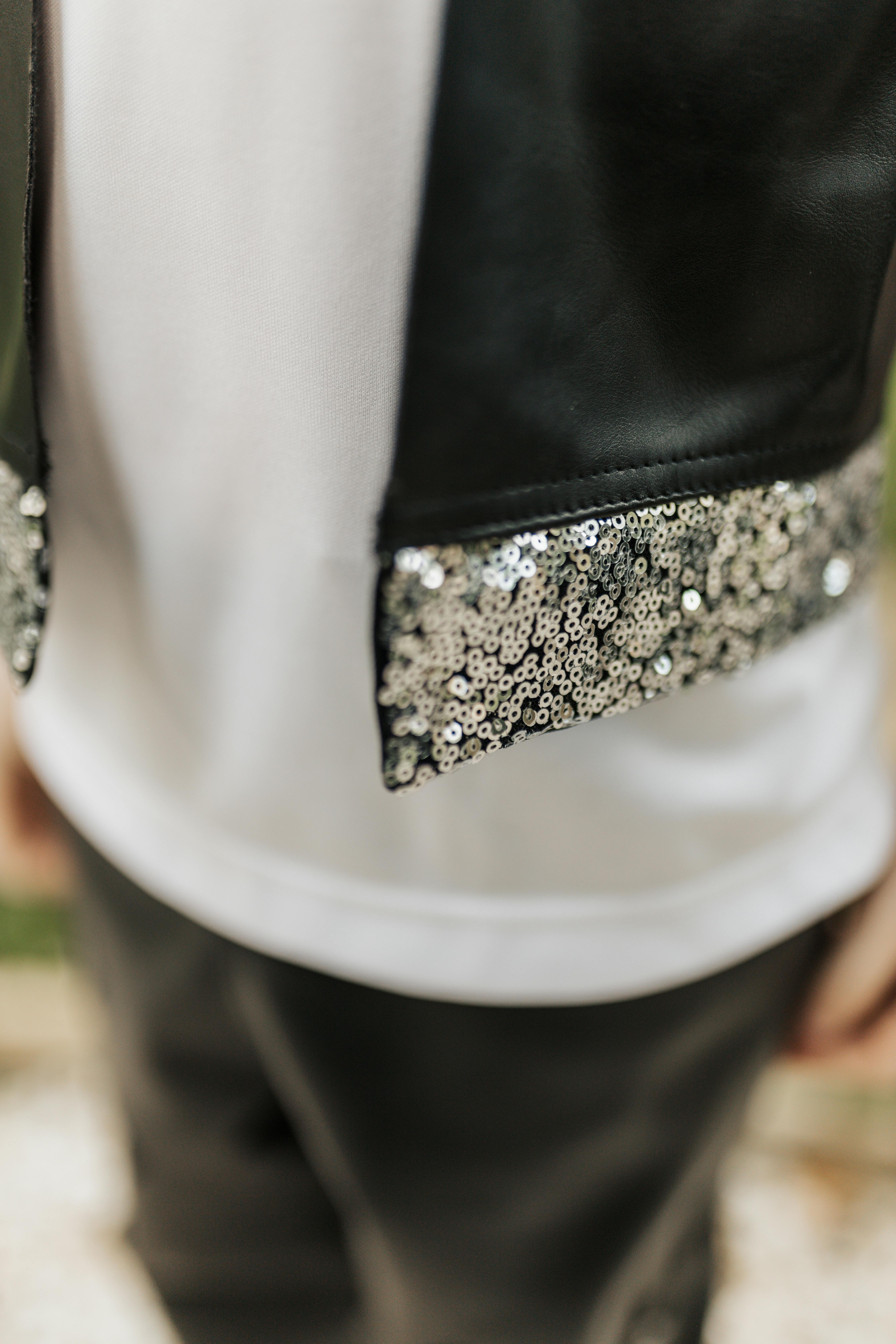 Photograph of Gold Sequins · Free Stock Photo