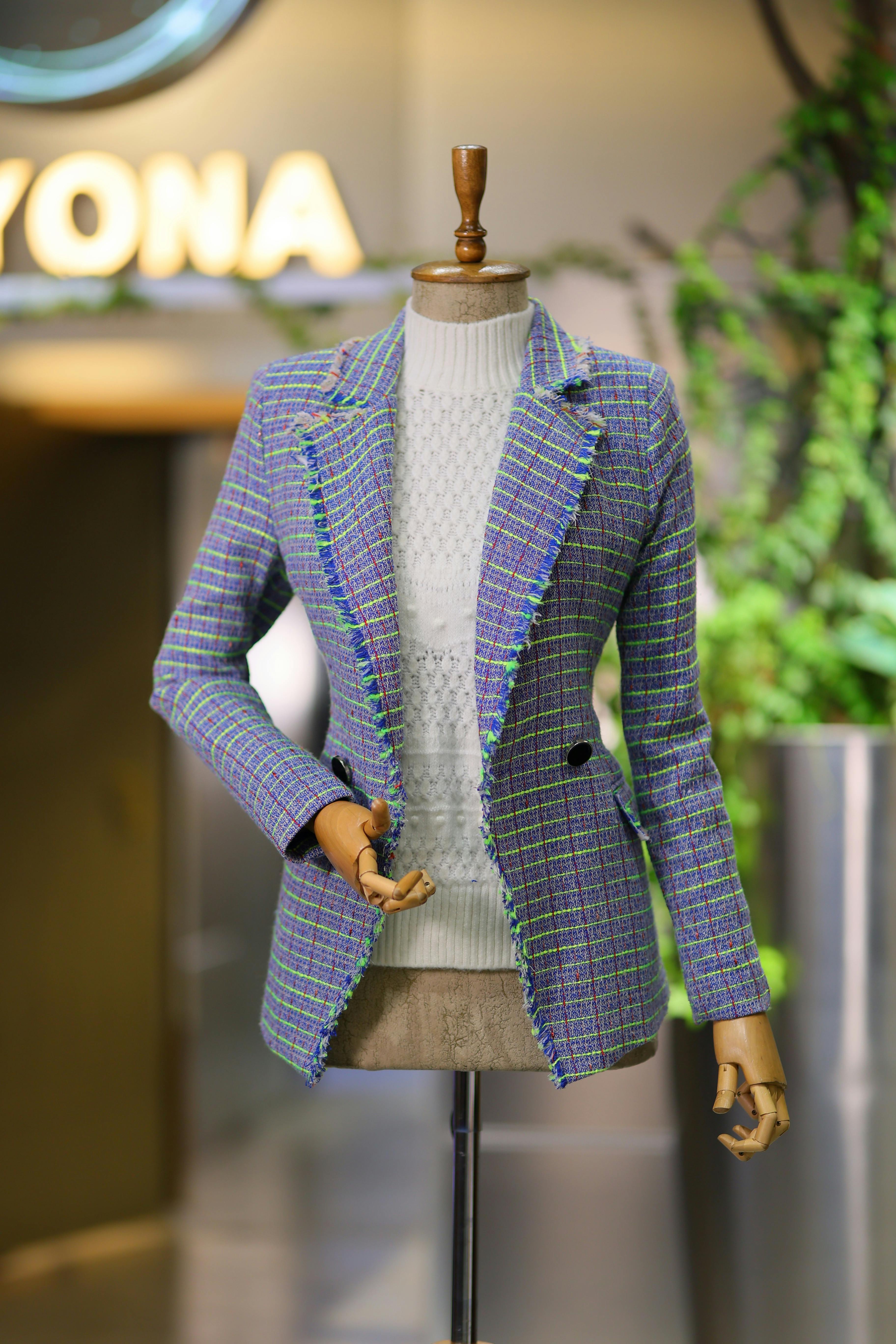 Top Mannequin Photos, Download The BEST Free Top Mannequin Stock Photos ...