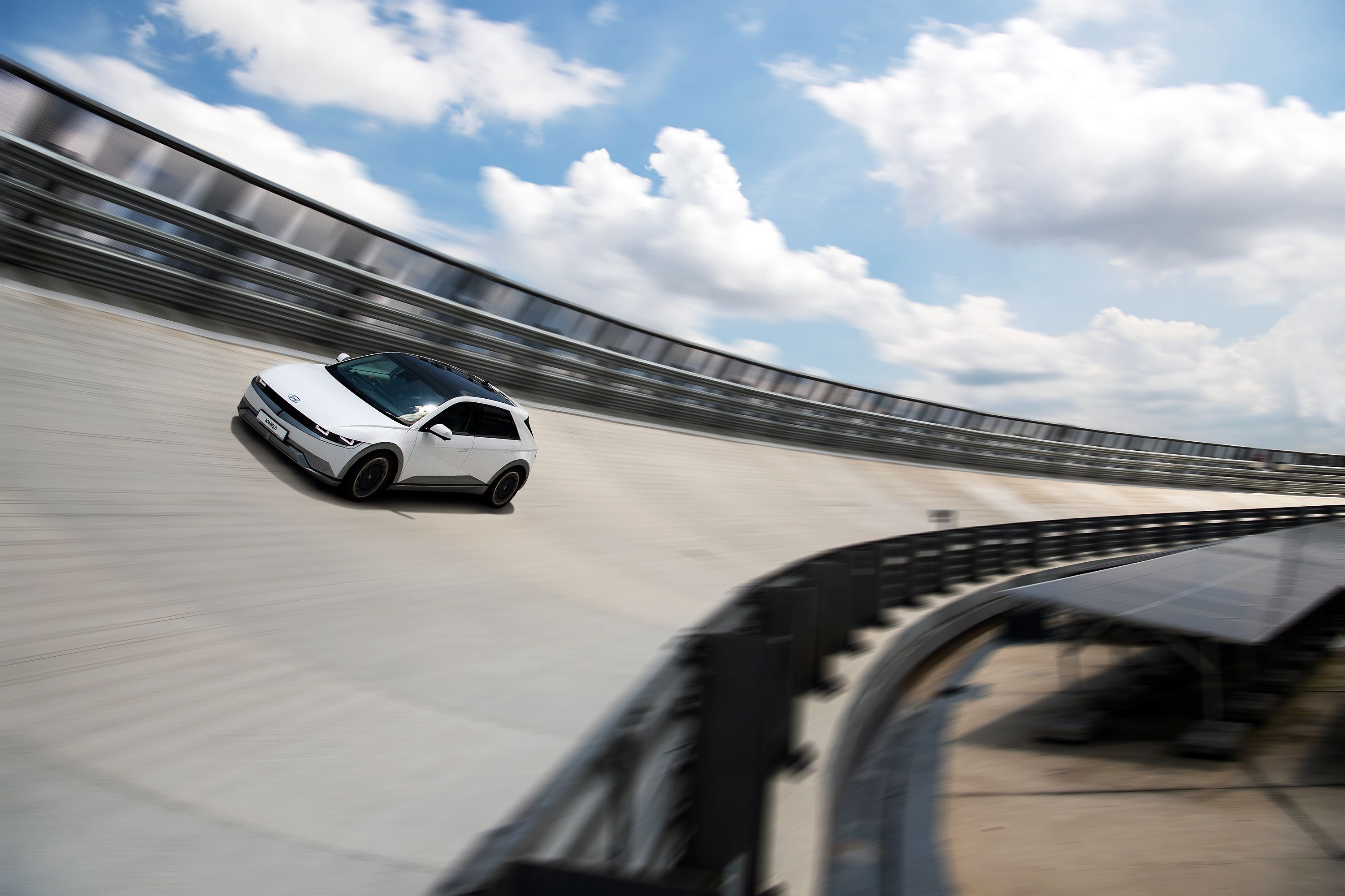 Car on Overpass · Free Stock Photo