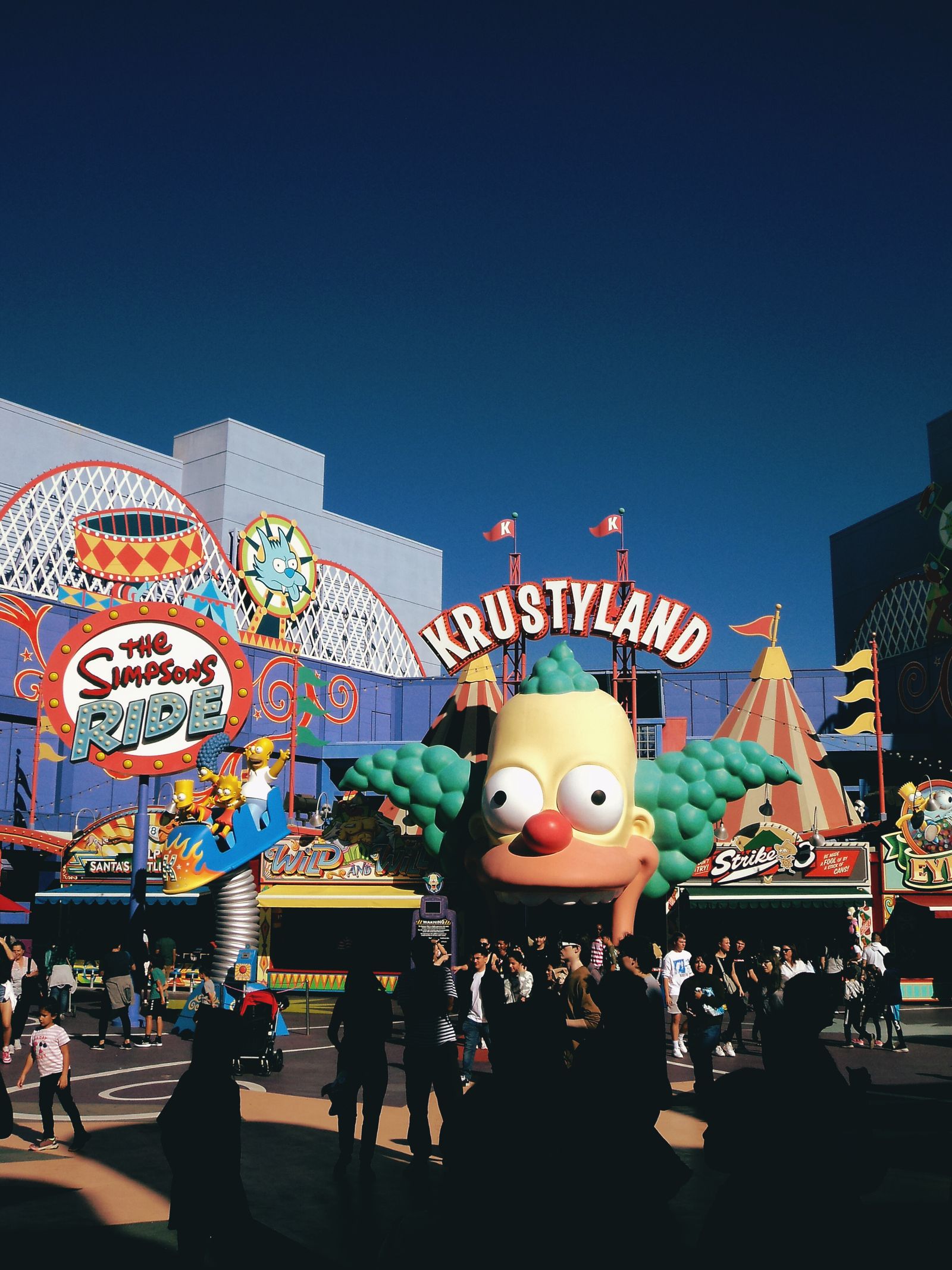 Simpsons Photos, Download The BEST Free Simpsons Stock Photos & HD Images