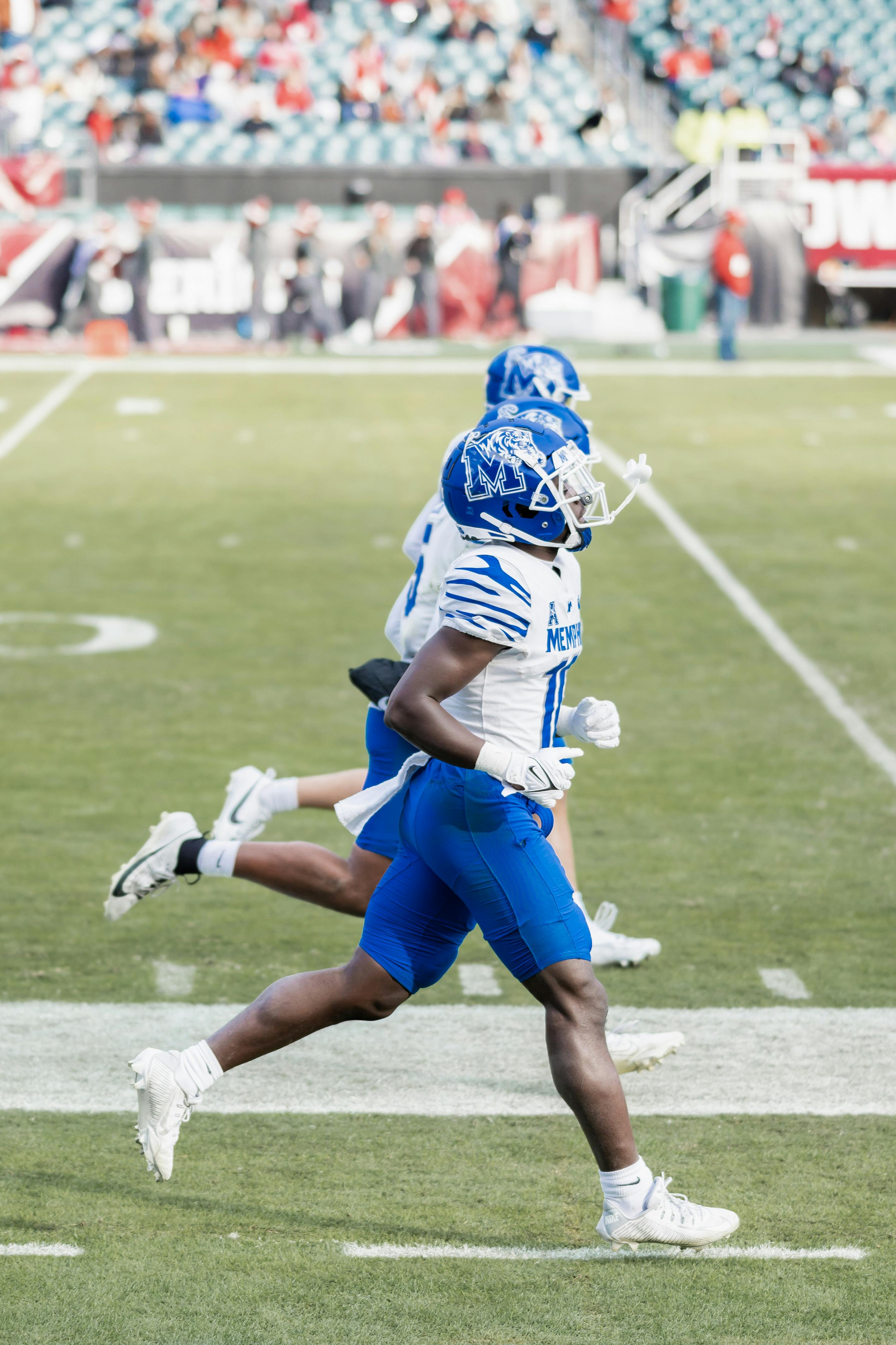 Football Game · Free Stock Photo