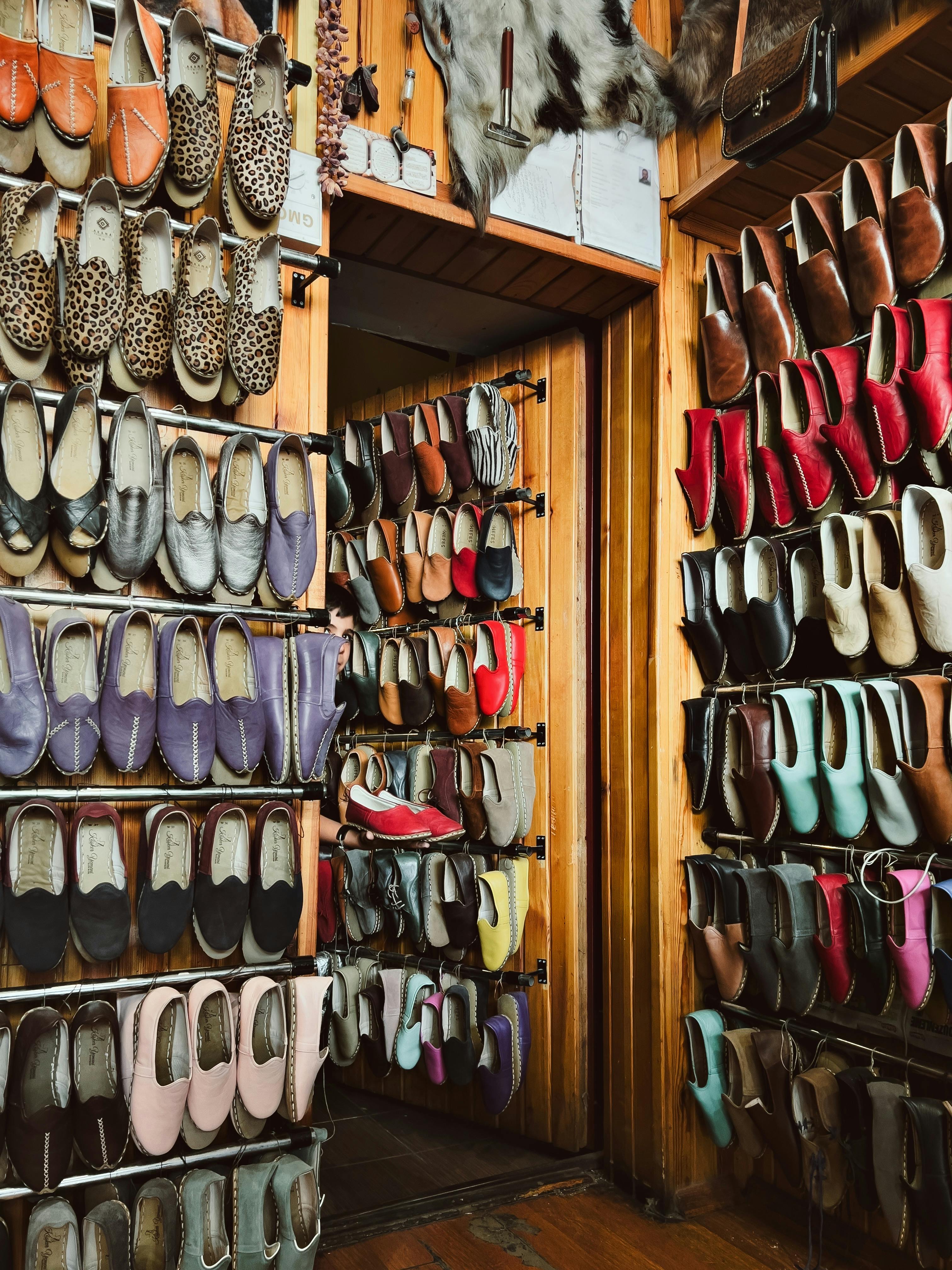 Shoemaker Photos, Download The BEST Free Shoemaker Stock Photos & HD Images