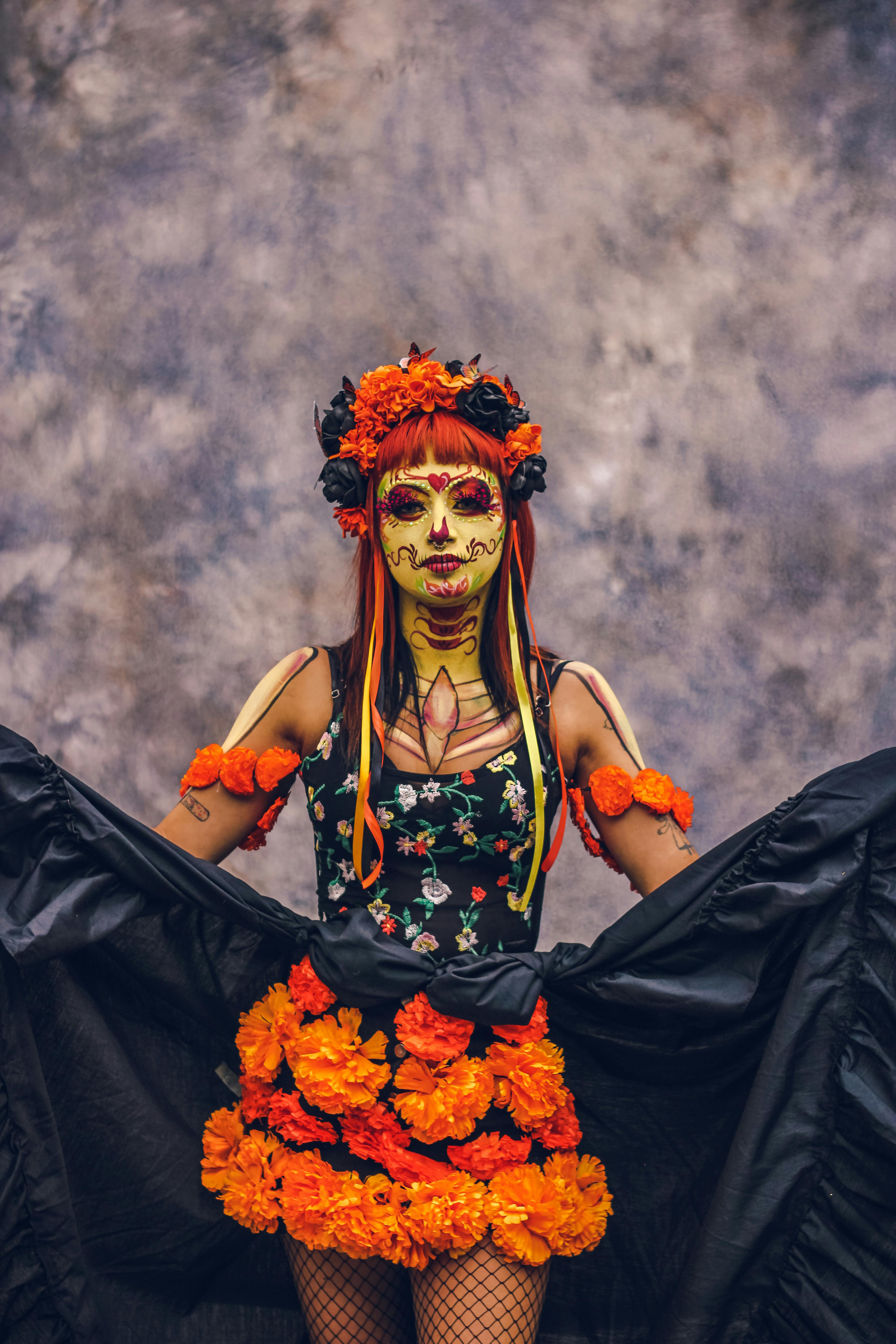 Foto de stock gratuita sobre cara pintada, catrina, cultura, de pie ...