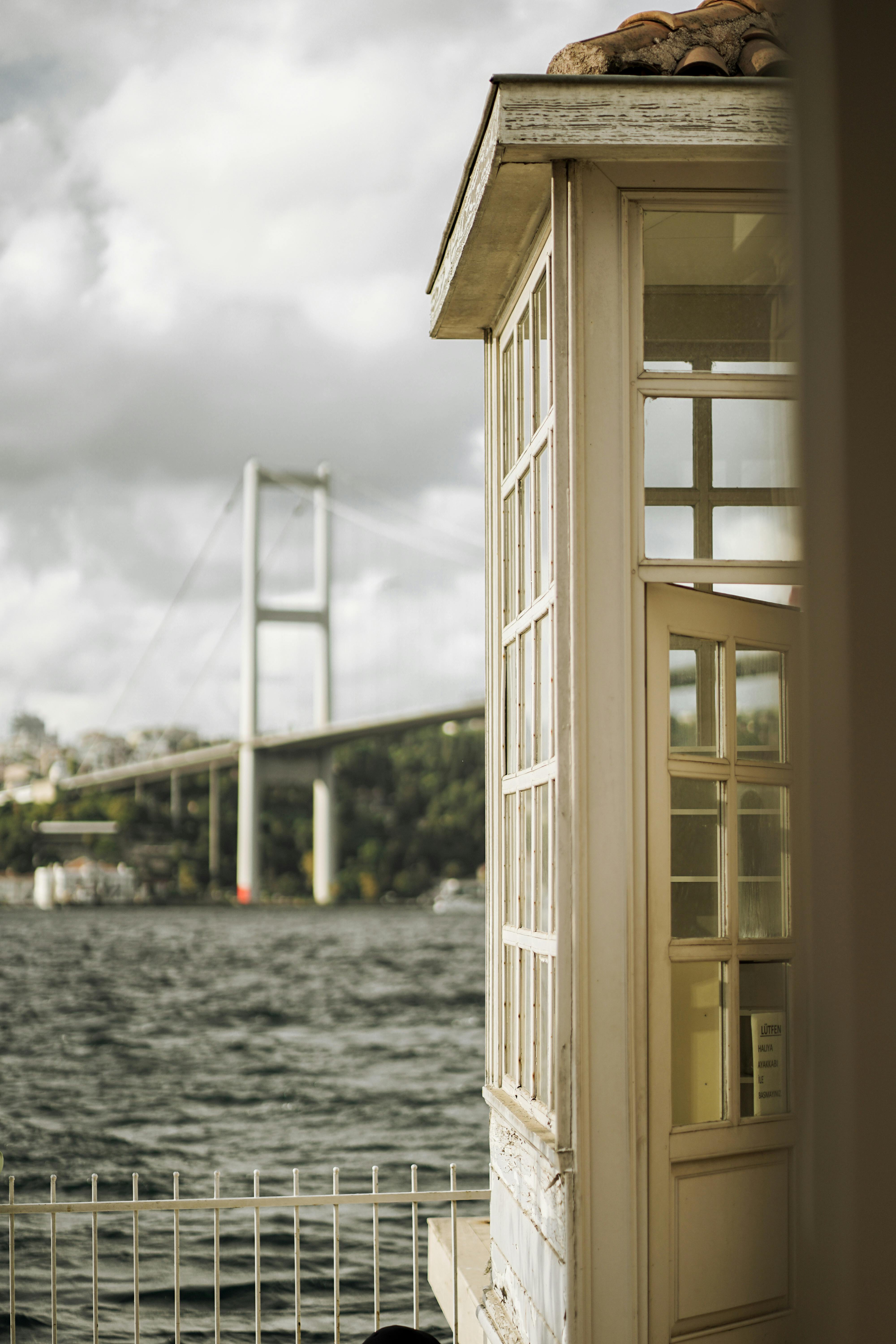 Sea Building Photos, Download The BEST Free Sea Building Stock Photos ...