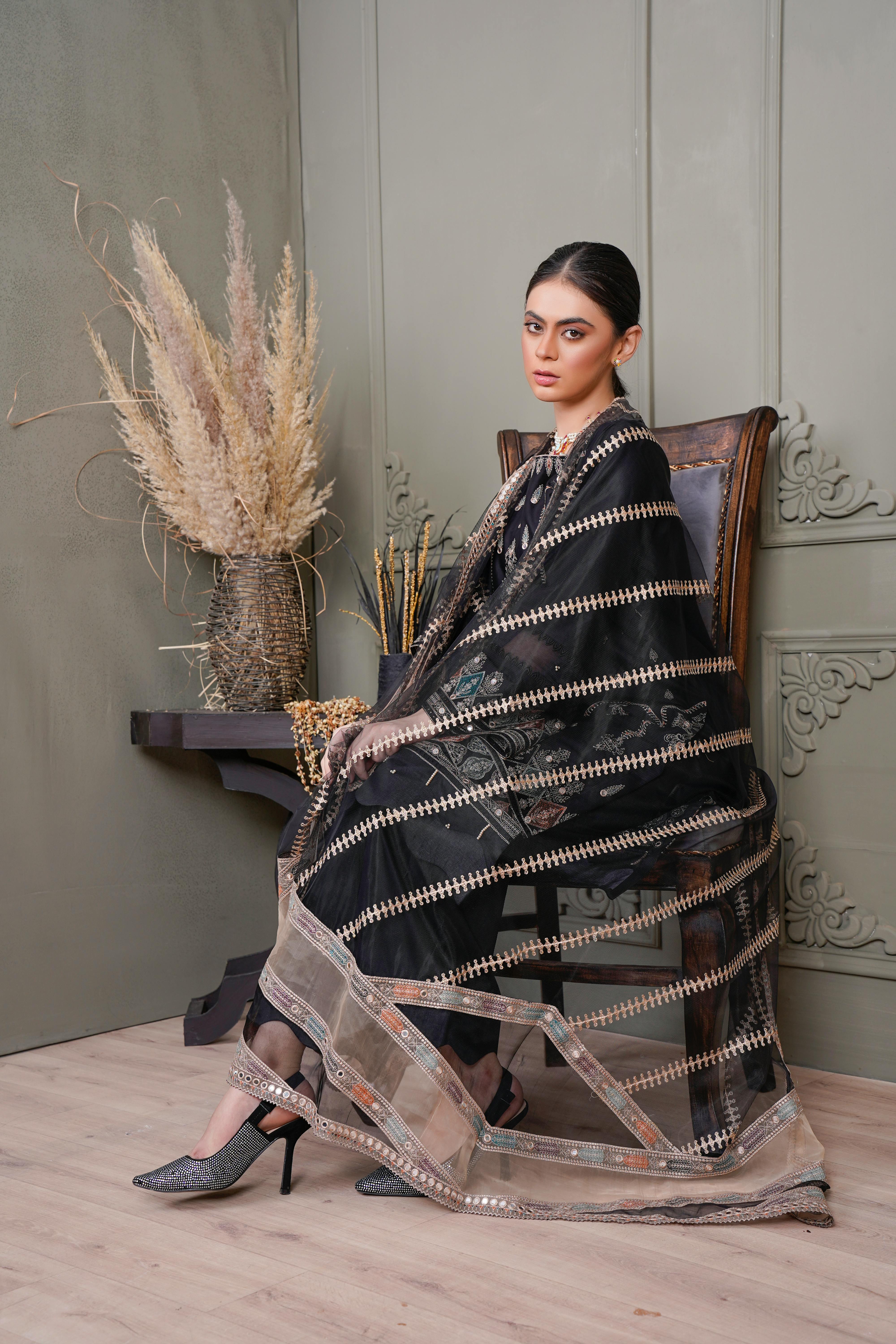 embroidered western dress | shoot by Dhanno · Free Stock Photo