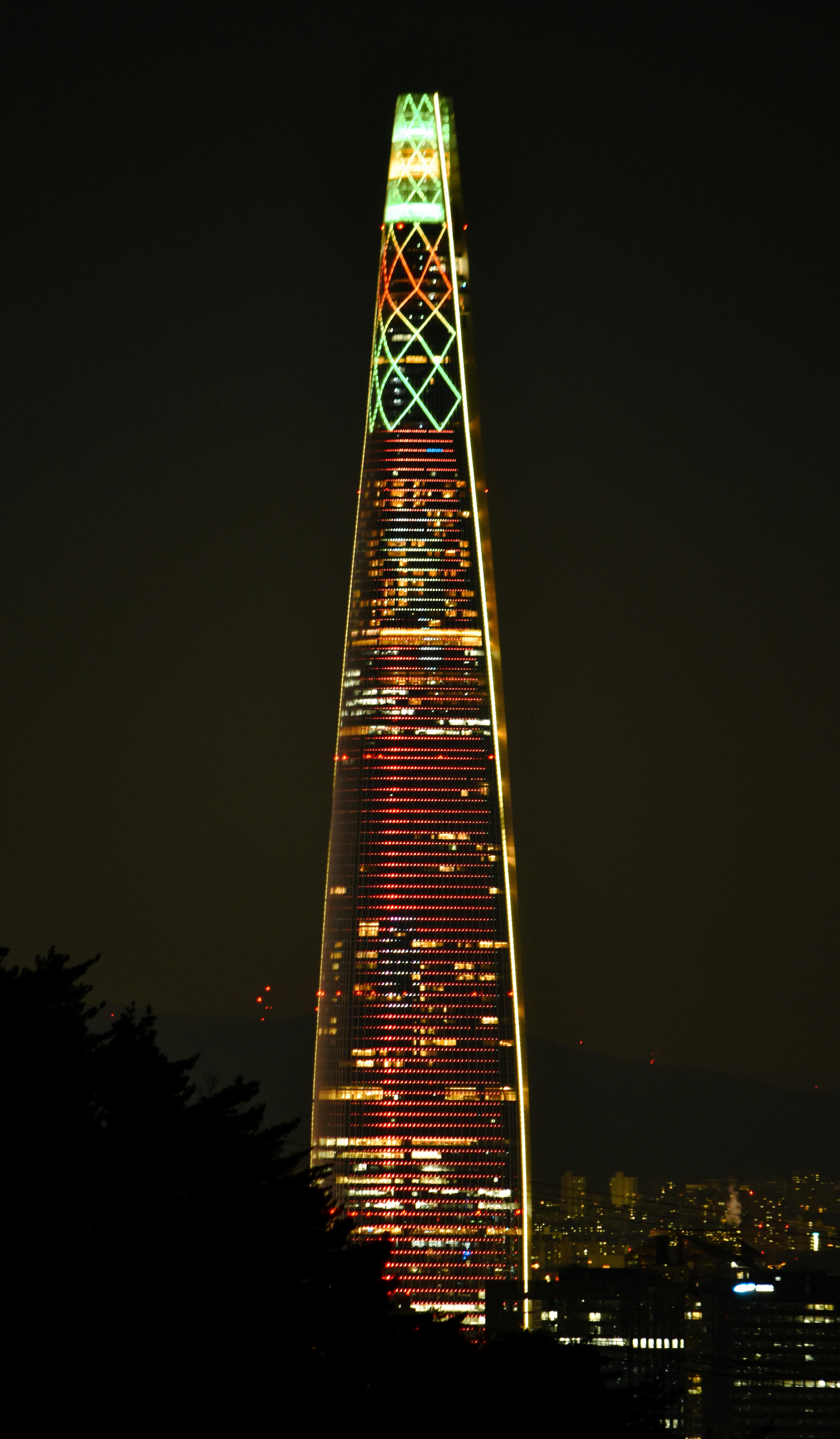 Supertall Skyscraper Lotte World Tower Decorated with LED Lighting ...