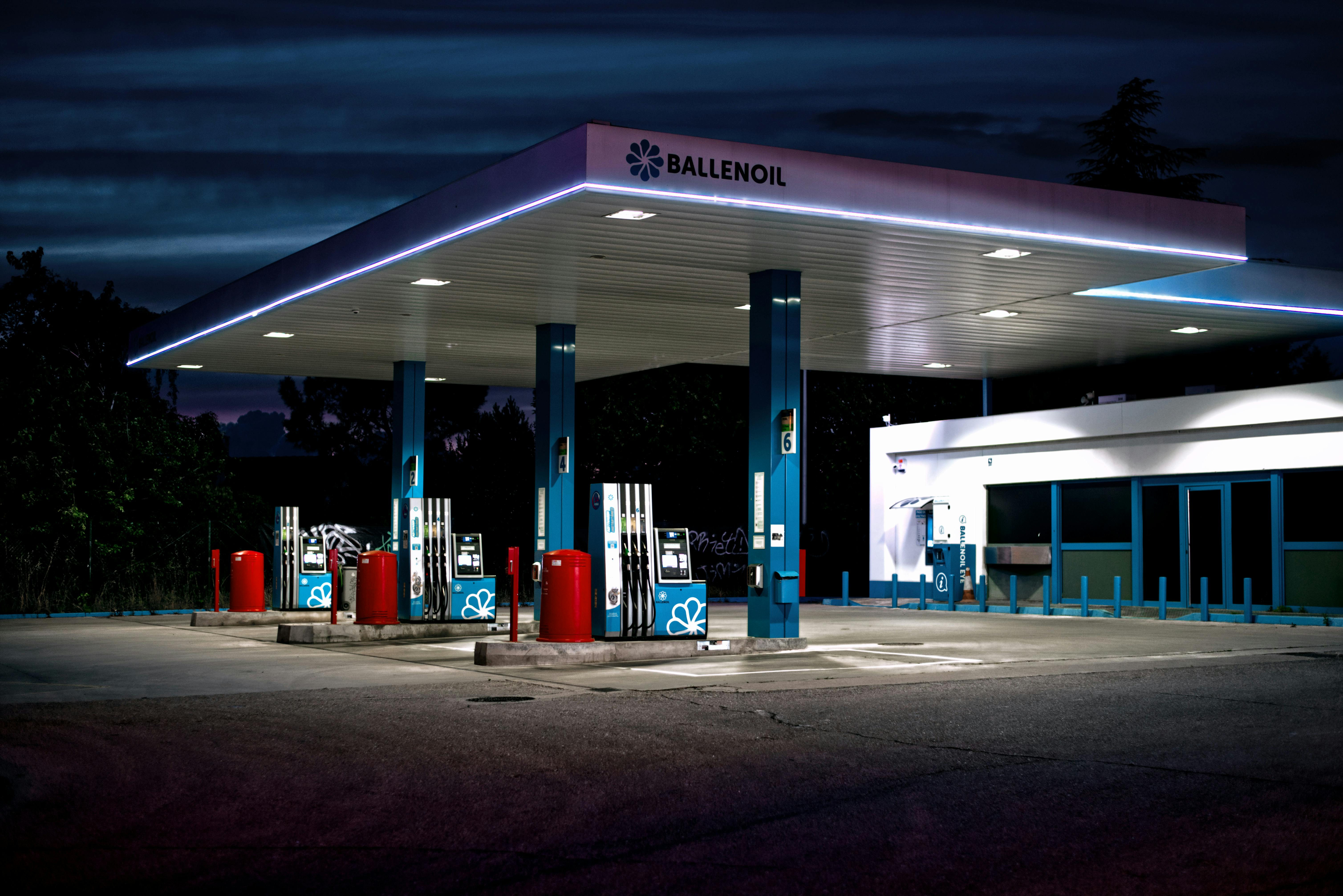 Caltex Gasoline Station · Free Stock Photo