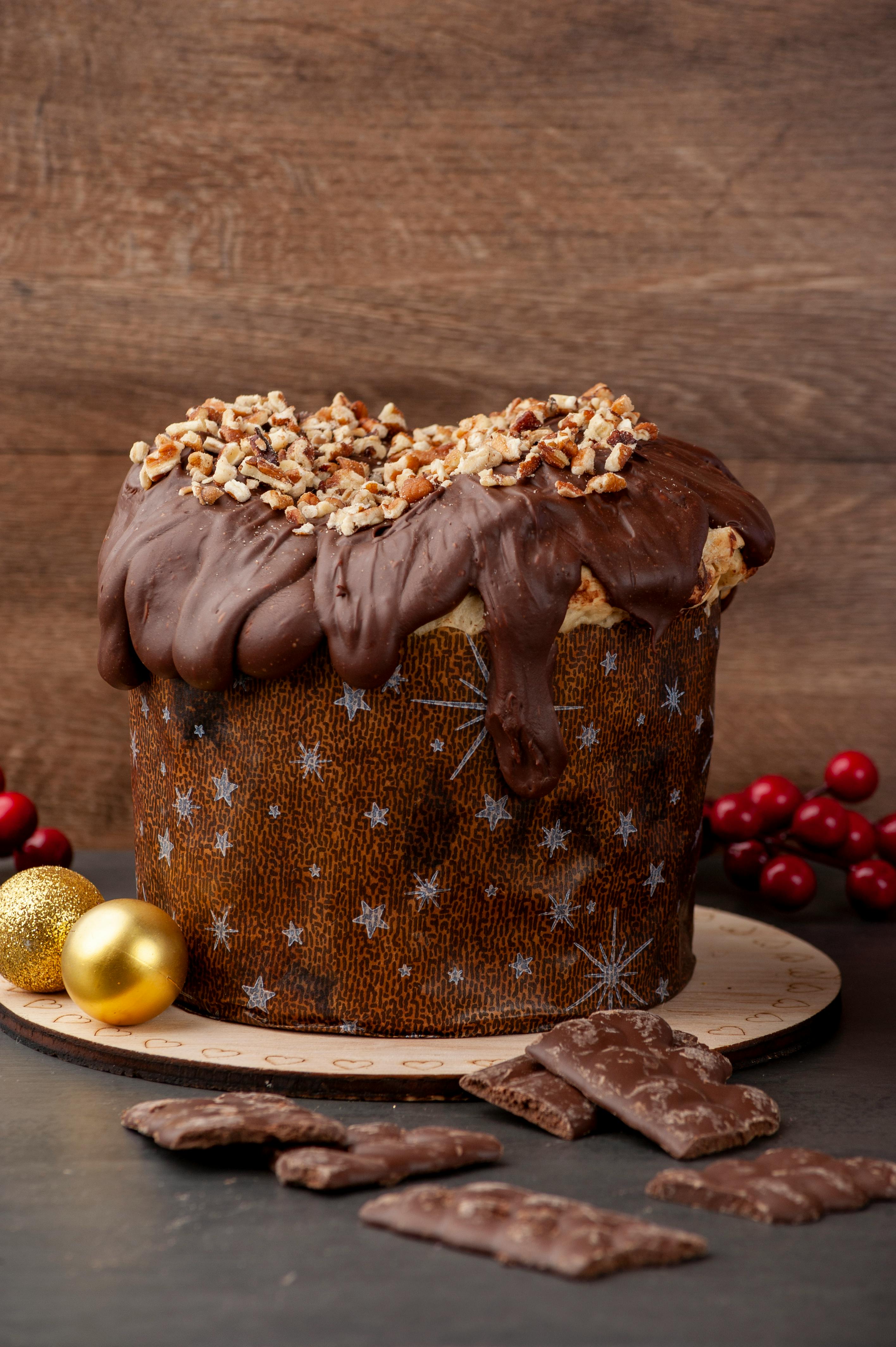 Chocolate Cake on Tray · Free Stock Photo