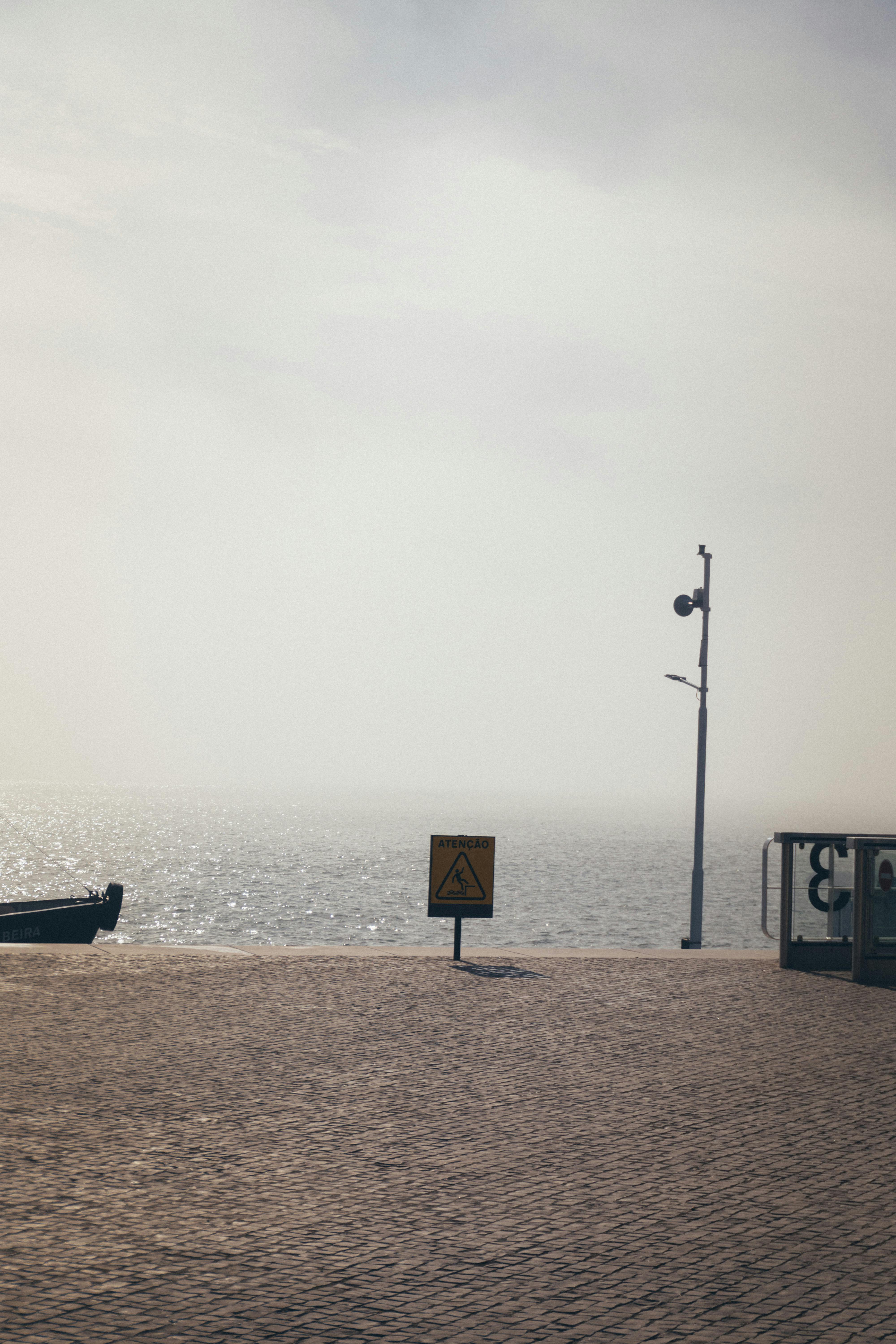 Pavement and View of the Sea · Free Stock Photo