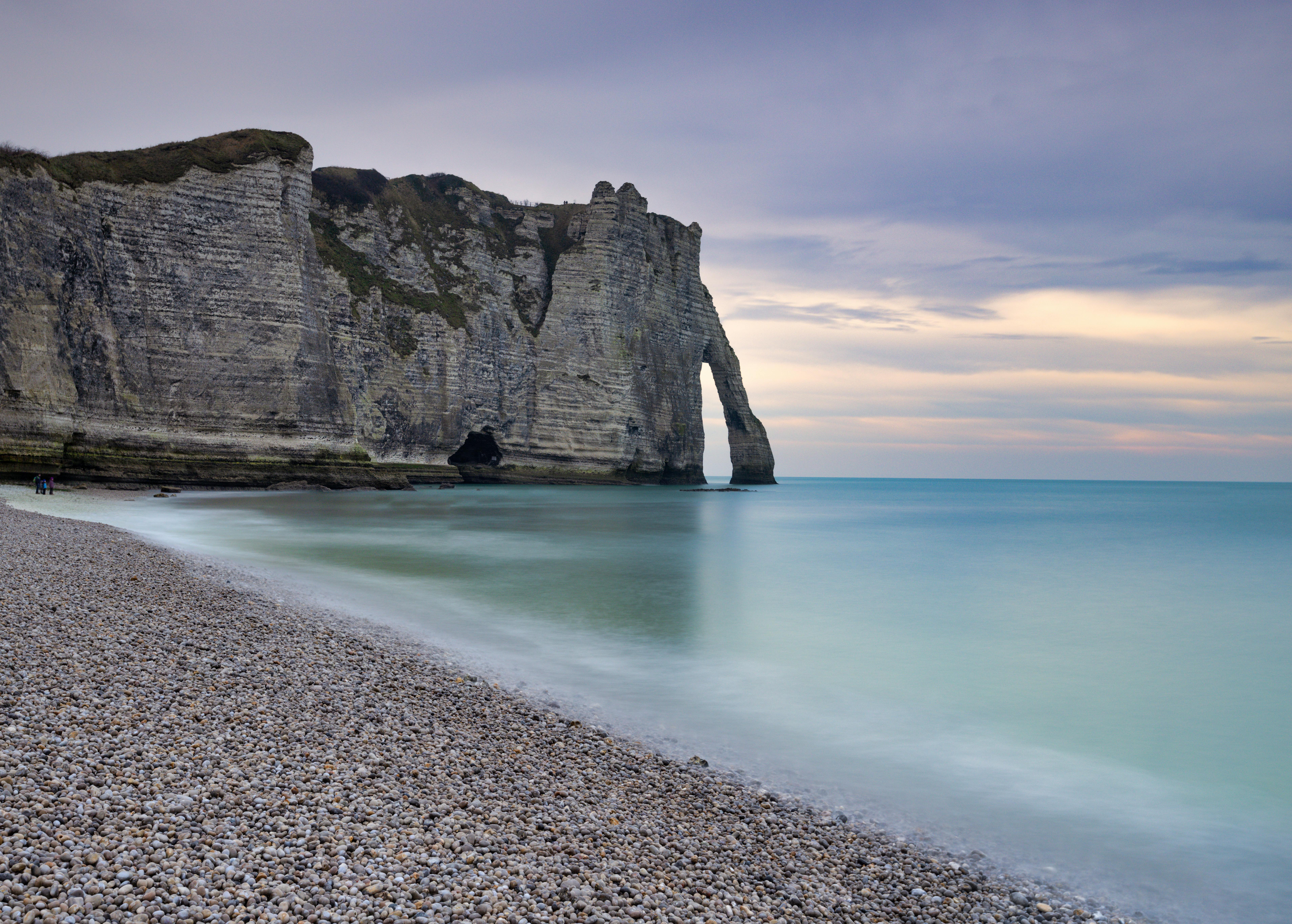 Cliff on Sea Shore · Free Stock Photo