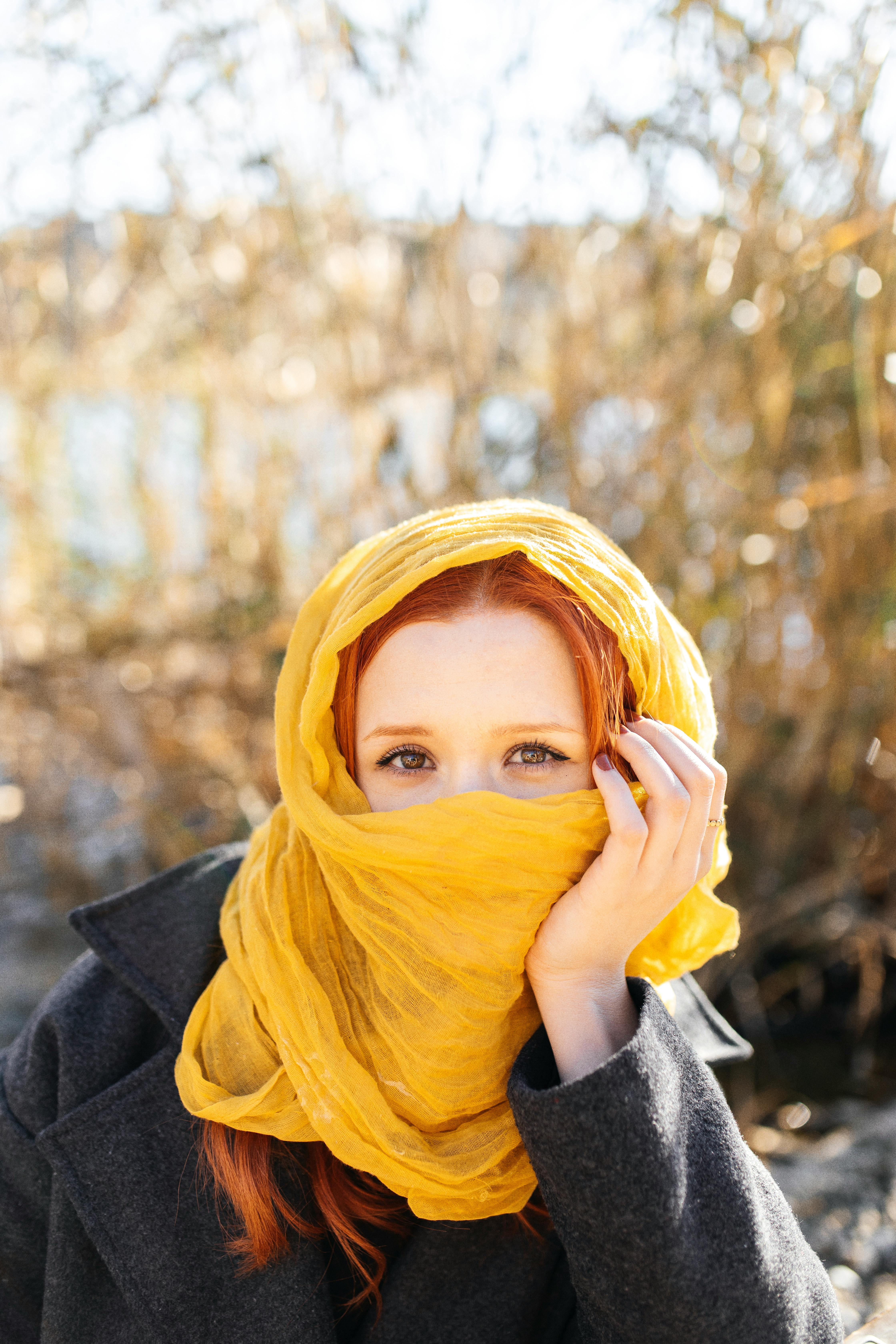 Flowing Scarf Photos, Download The BEST Free Flowing Scarf Stock Photos ...