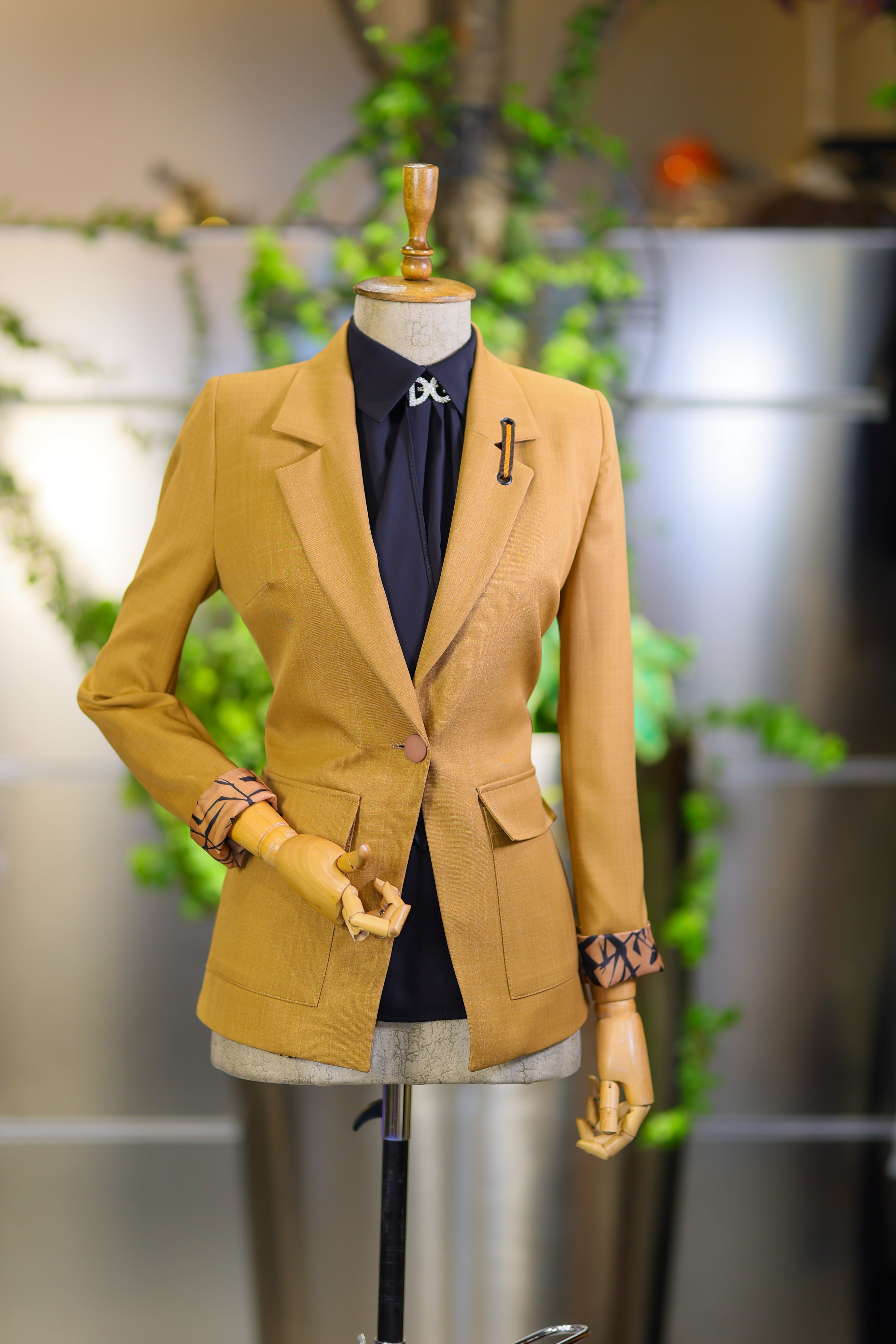 Uniqlo Display Photos, Download The BEST Free Uniqlo Display Stock ...