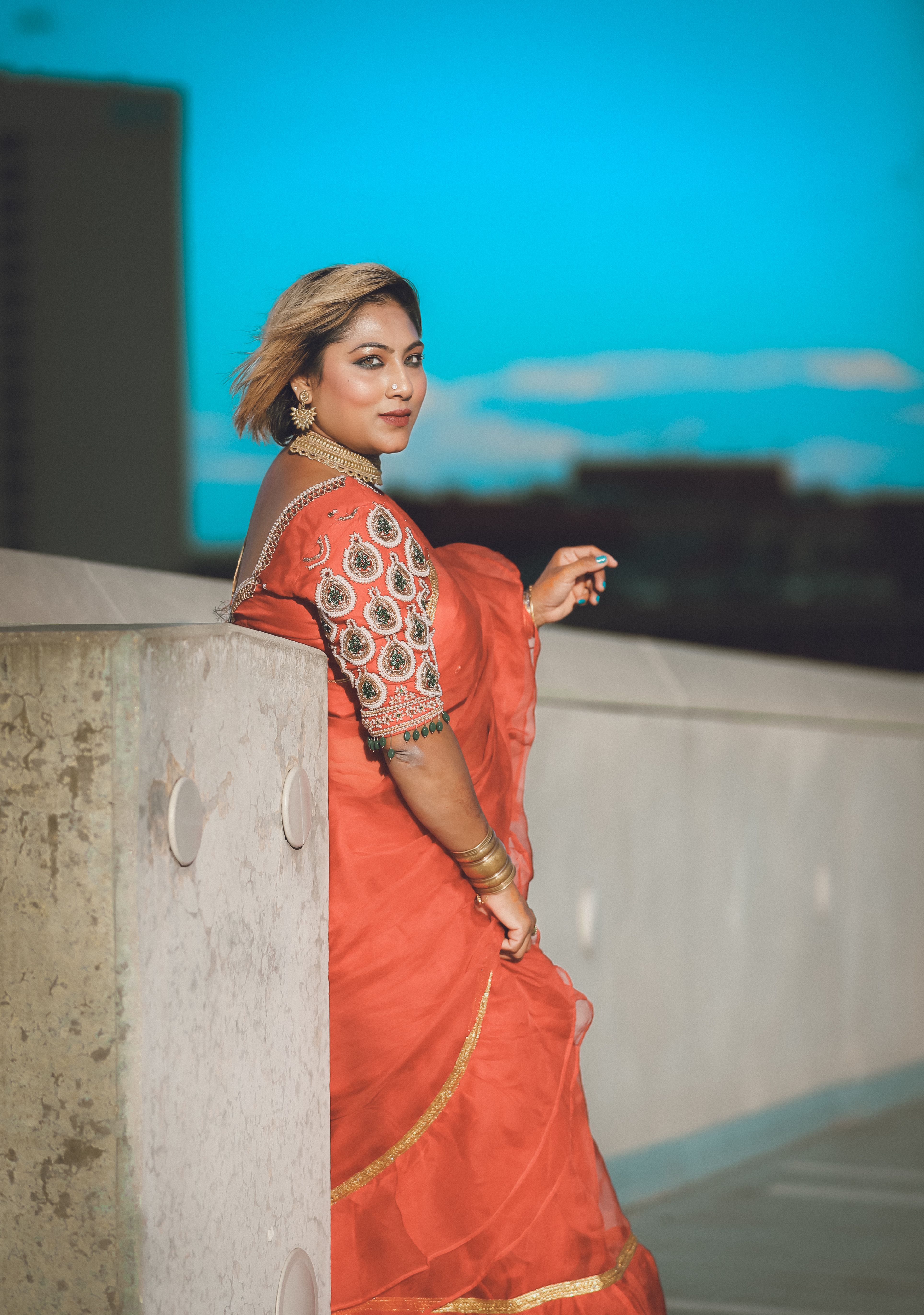 Model in Sari · Free Stock Photo