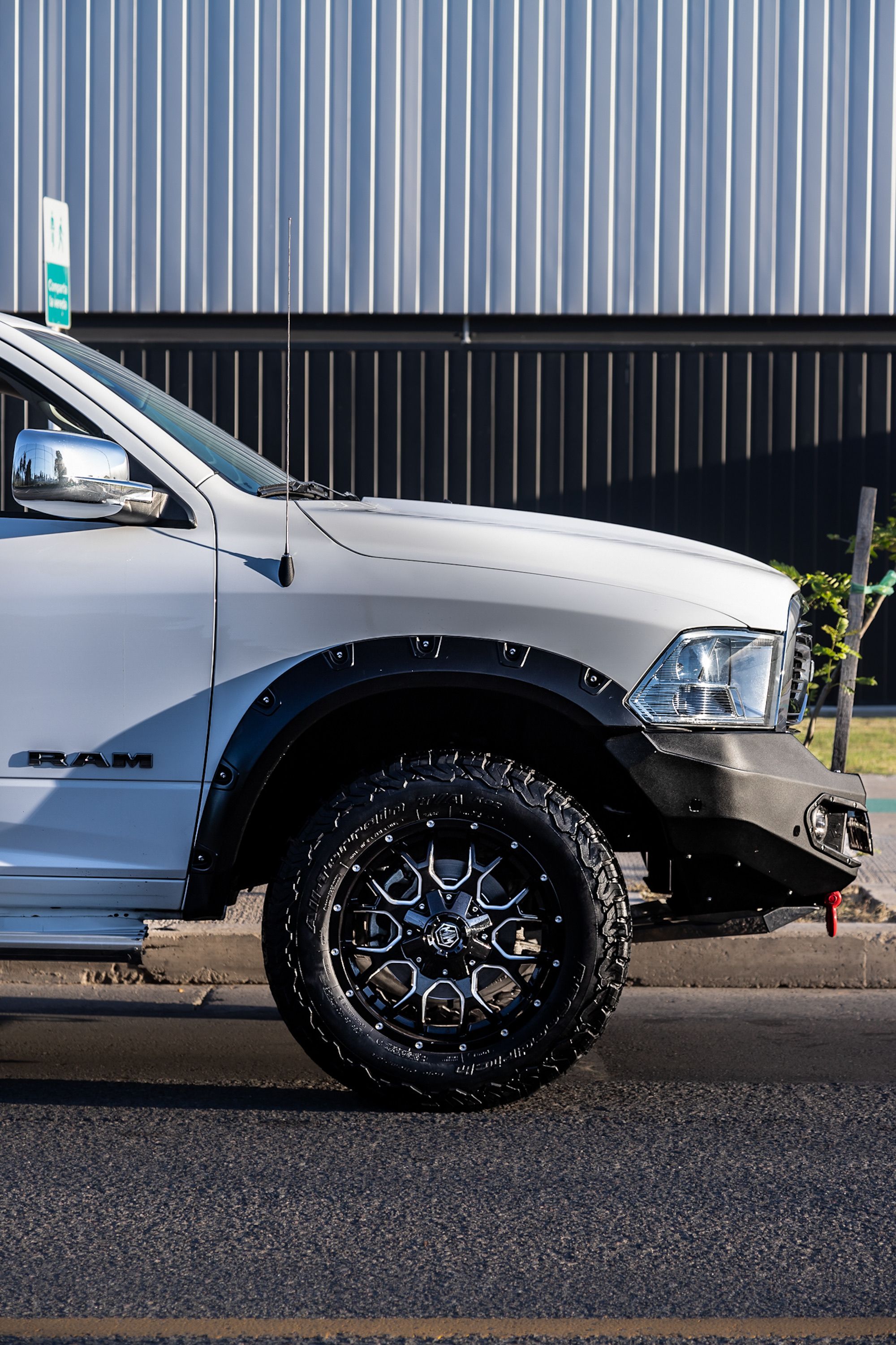 White Pickup Truck Side View Photos, Download The BEST Free White ...