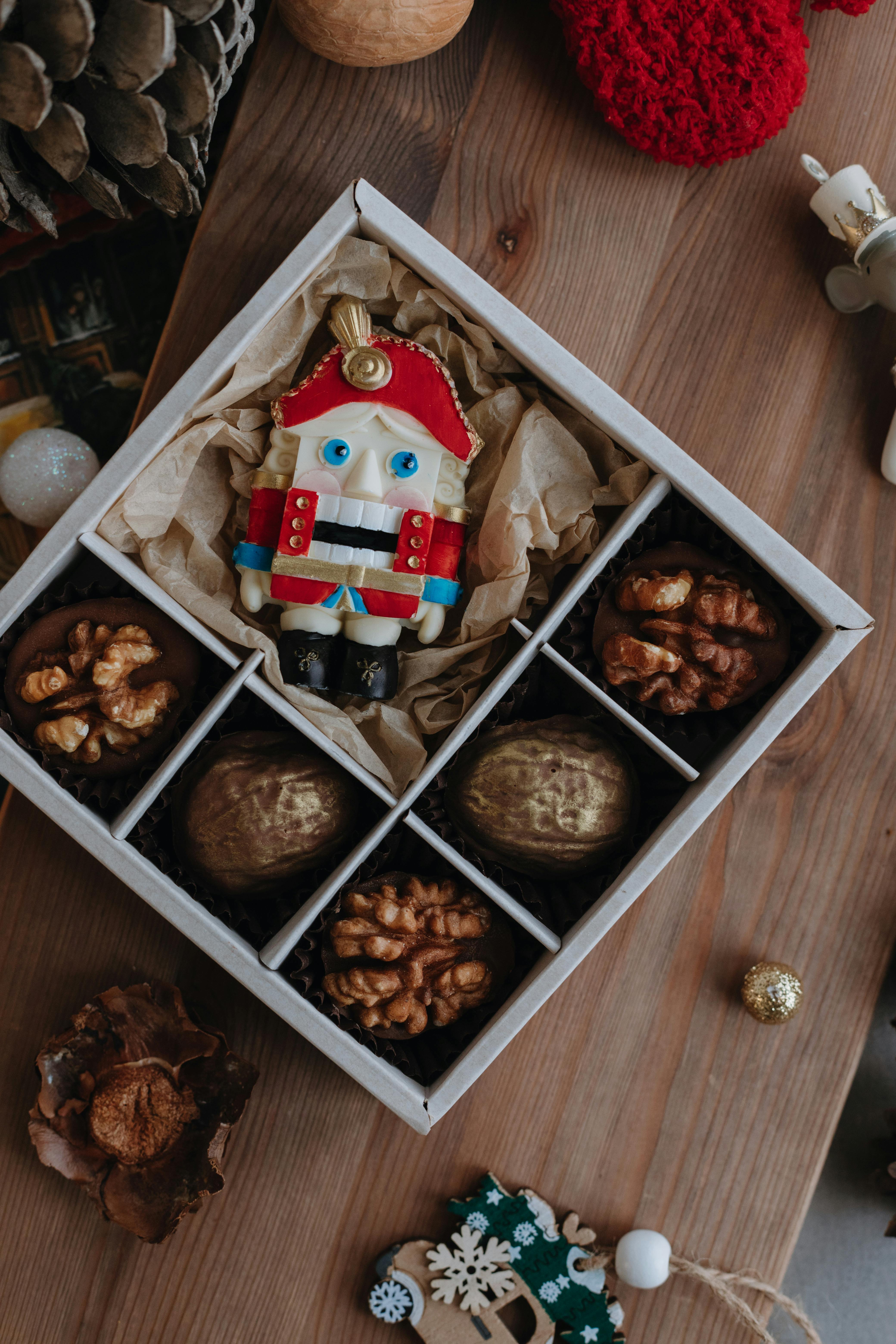 Box On Table Photos, Download The BEST Free Box On Table Stock Photos ...