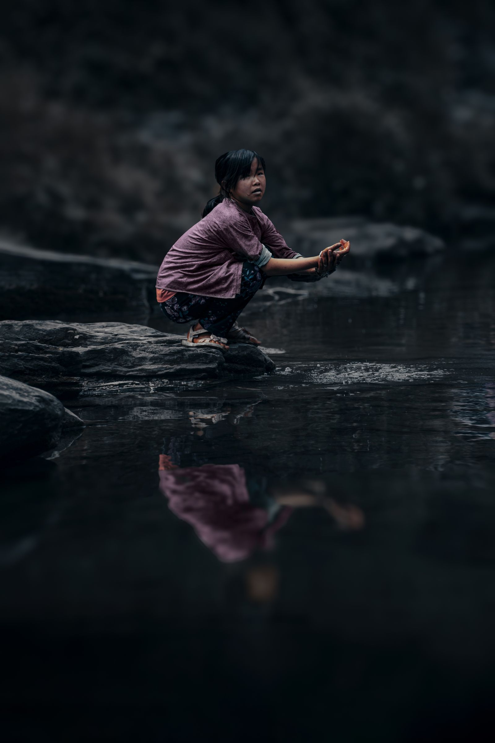Girl Crouching Photos, Download The BEST Free Girl Crouching Stock ...