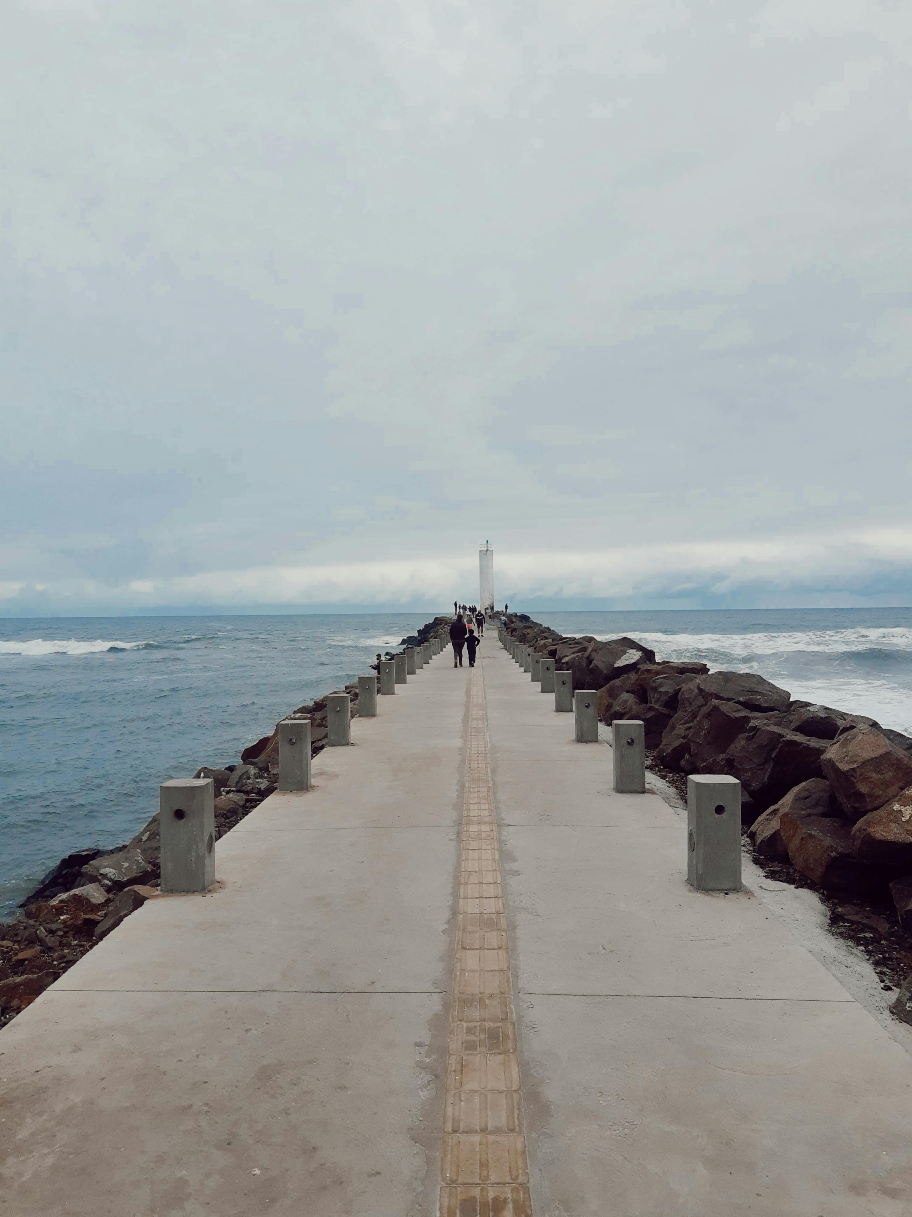 Loading Jetty Photos, Download The BEST Free Loading Jetty Stock Photos ...