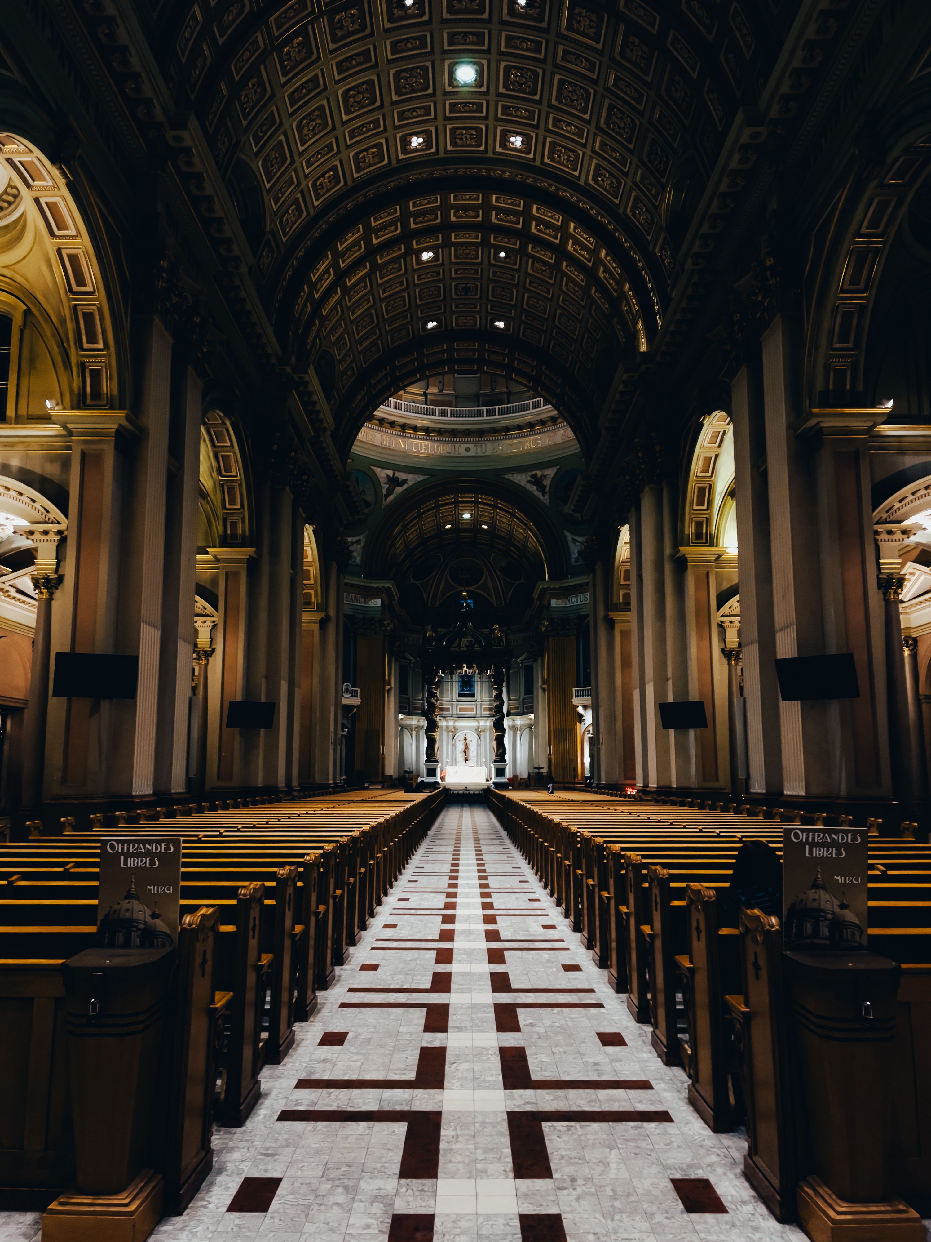 Monumental Church Interior · Free Stock Photo