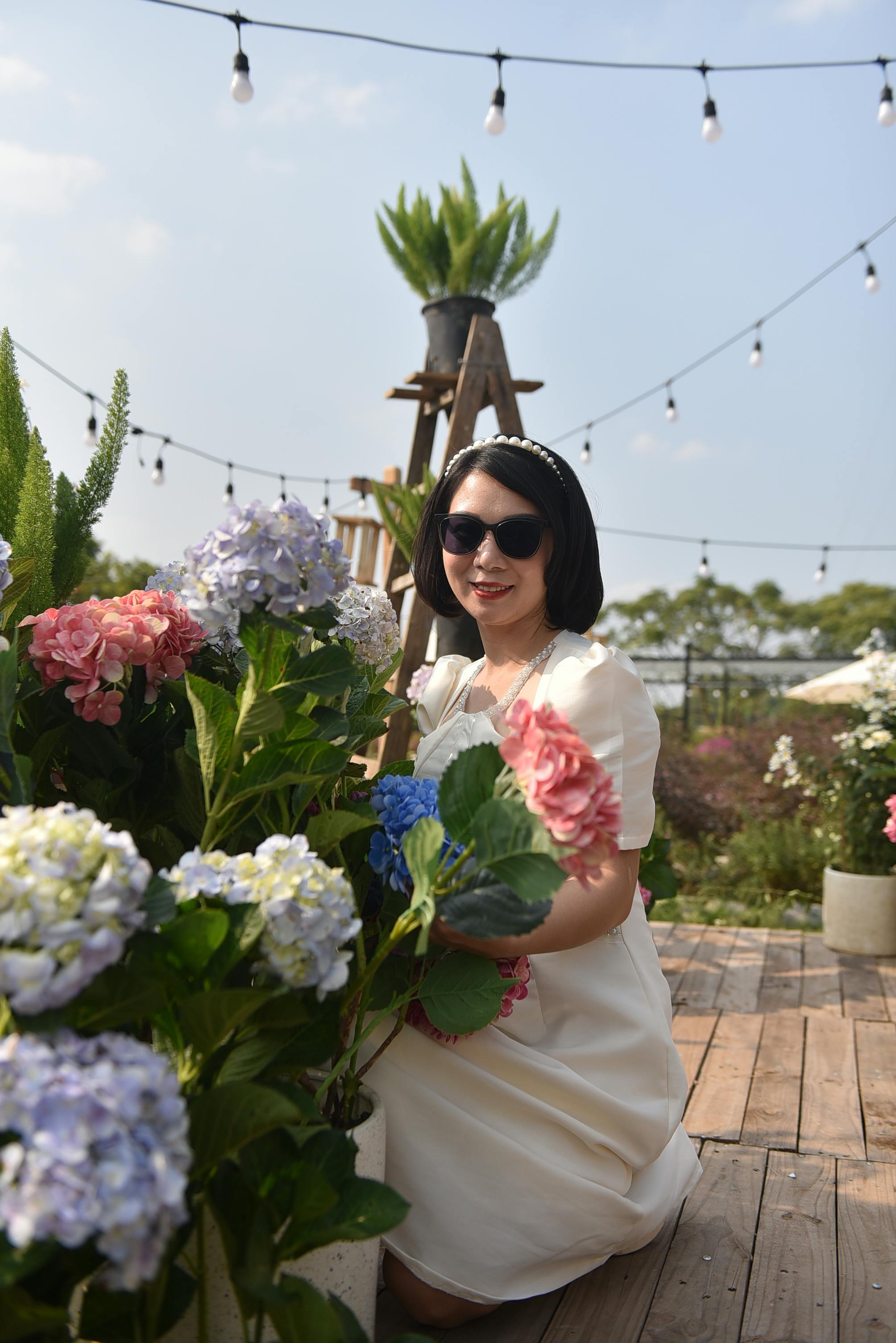 Portrait of a Woman Wearing Sunglasses · Free Stock Photo