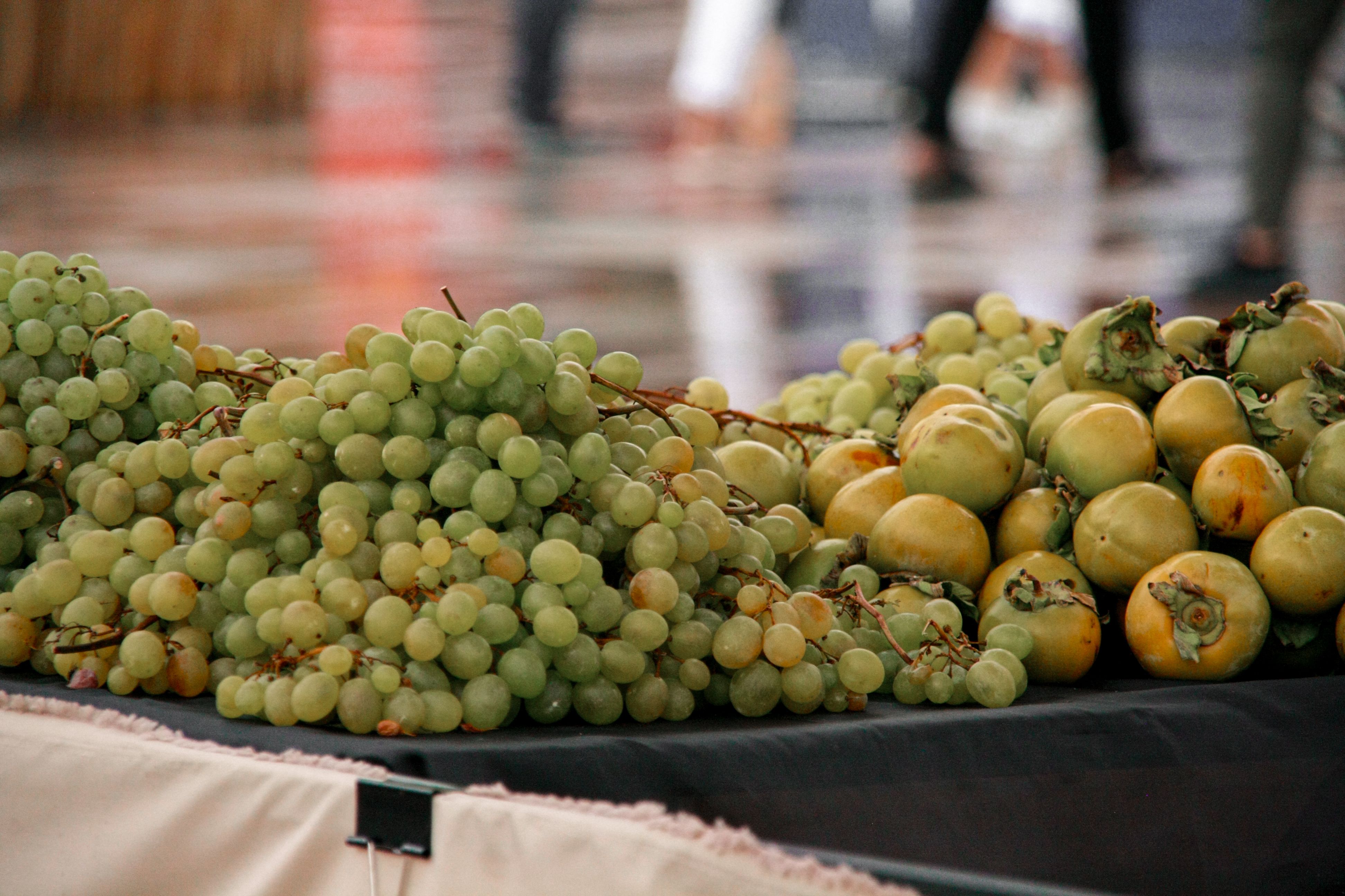 Grapes and Fruit on Table · Free Stock Photo