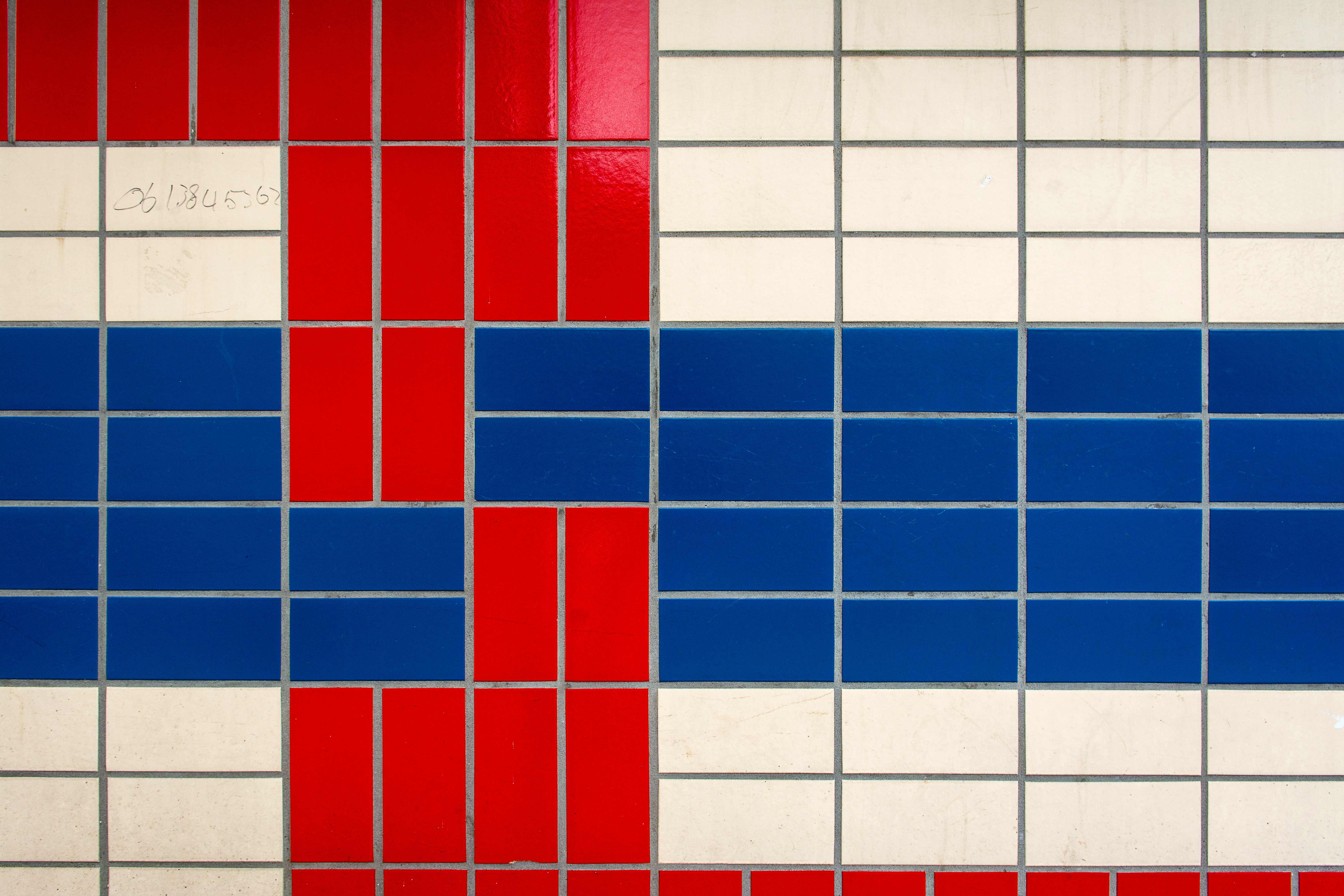 Pattern from Ceramic Tiles · Free Stock Photo