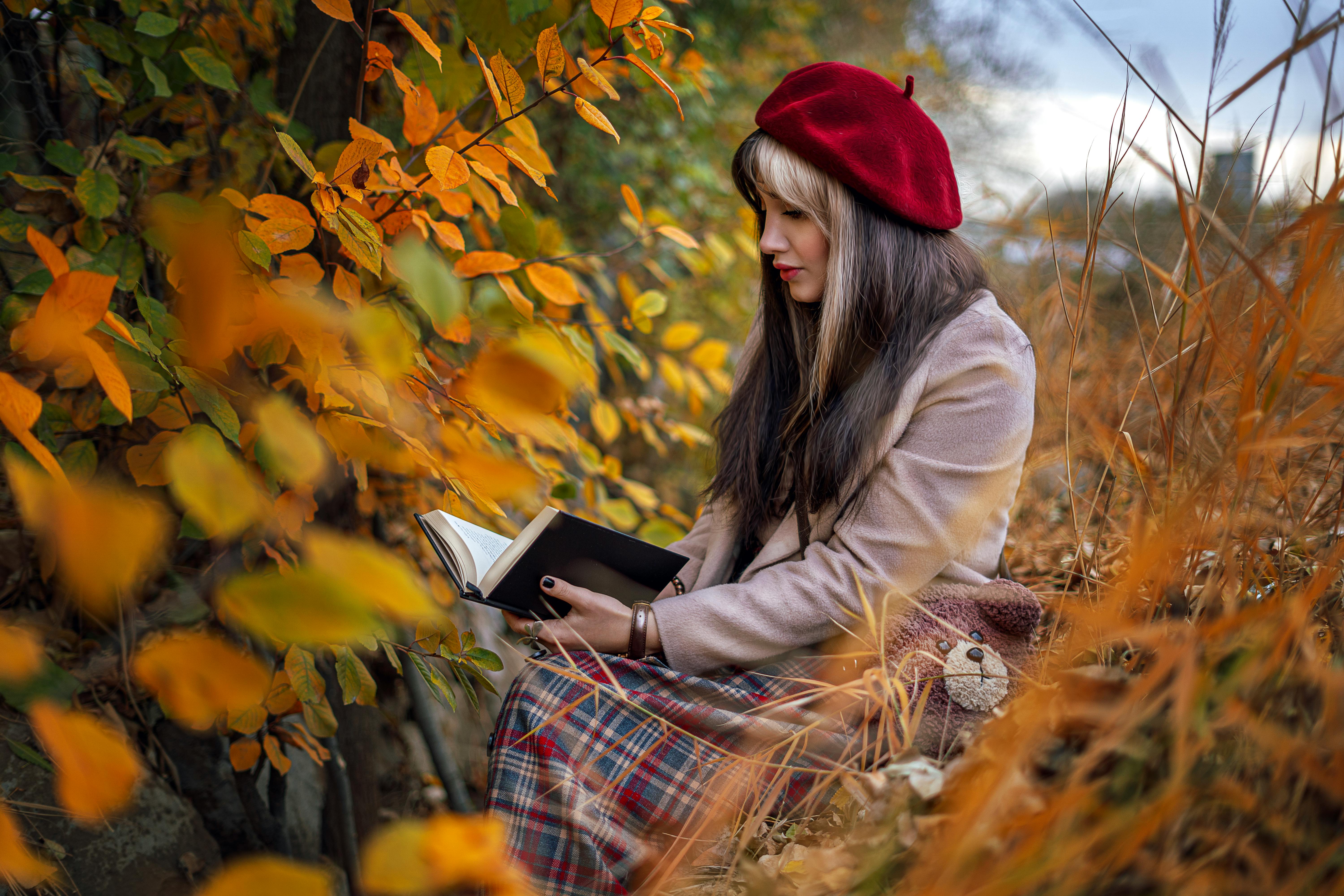 girls · Free Stock Photo