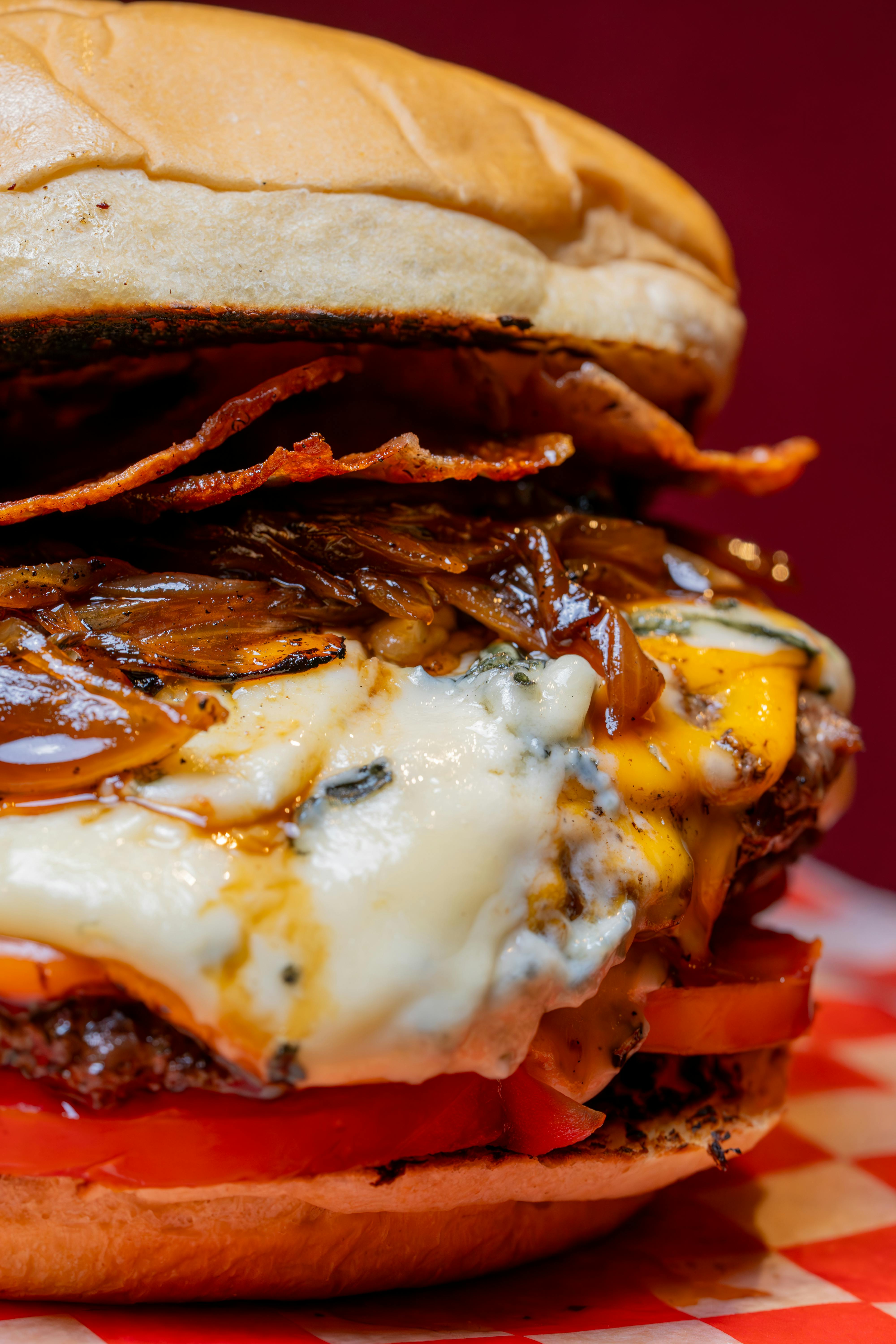 Close up of Cheeseburger · Free Stock Photo