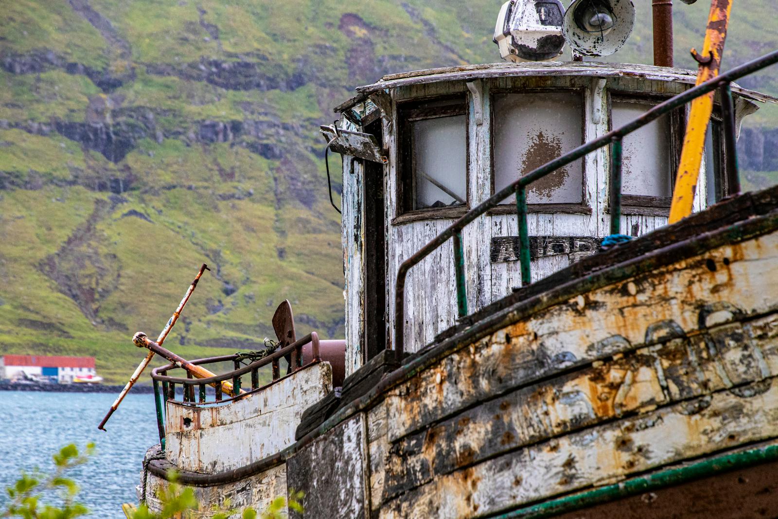 Ship Hull Photos, Download The BEST Free Ship Hull Stock Photos & HD Images