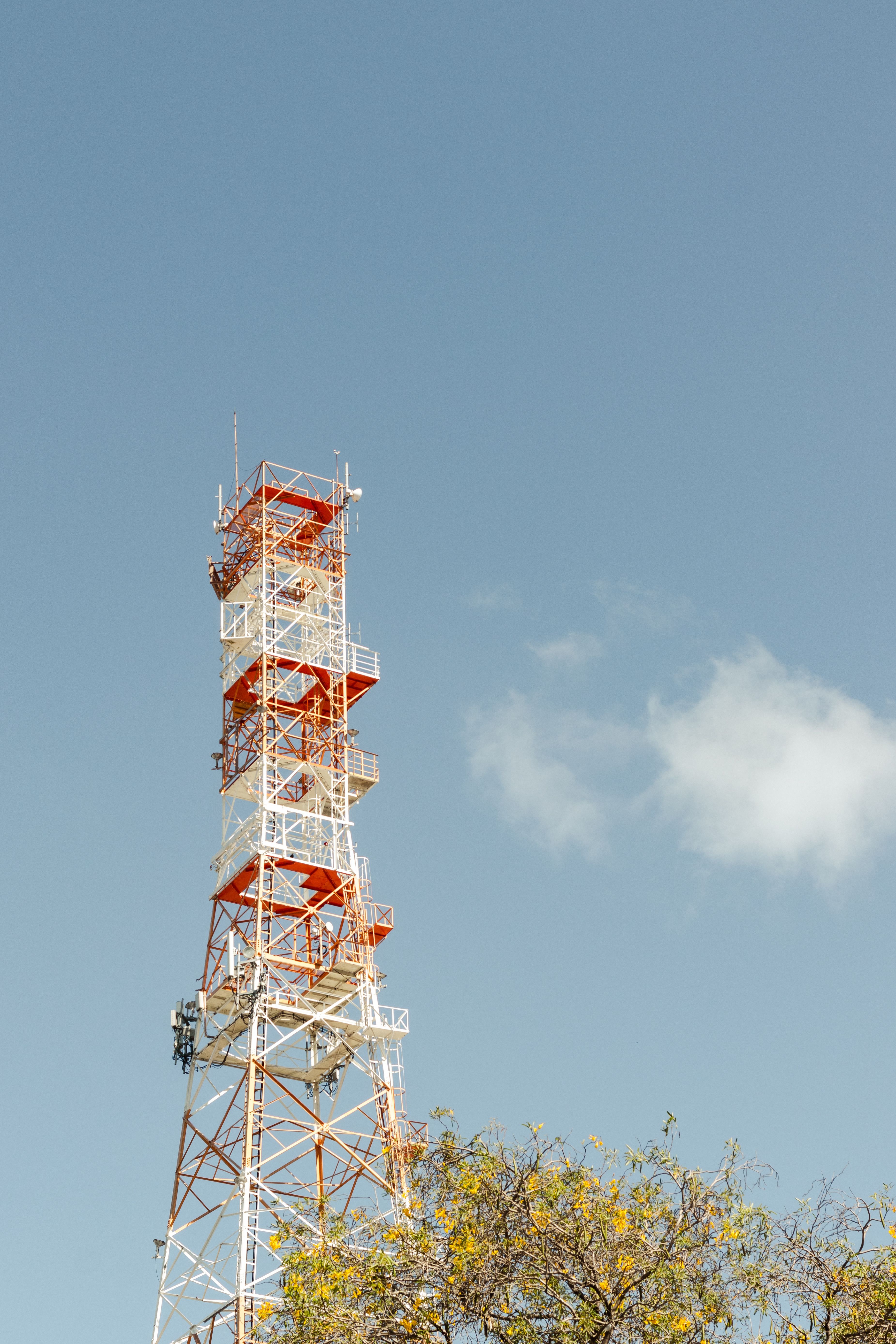 Tall Communication Tower · Free Stock Photo