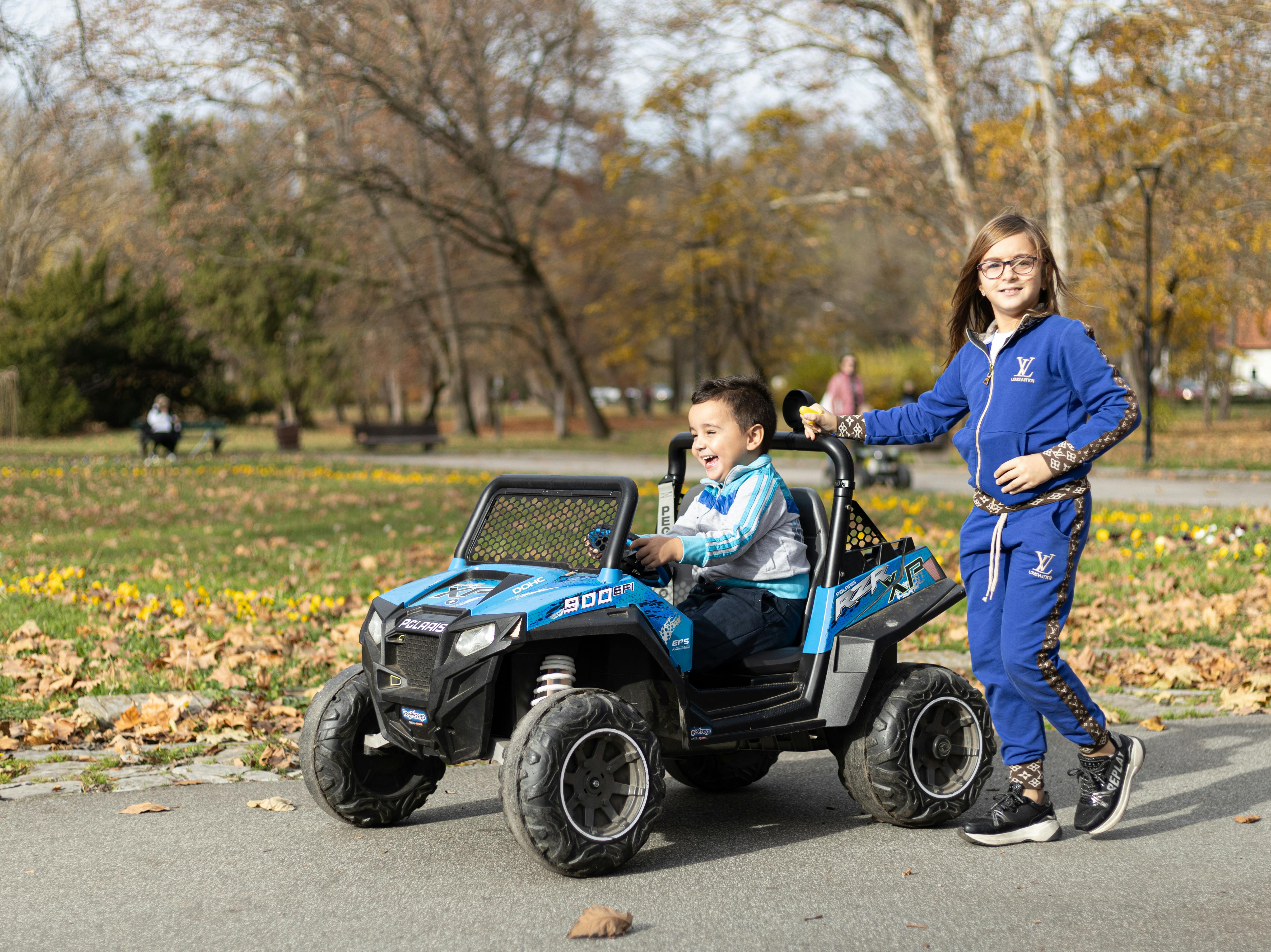 Girl Driving A Car Photos, Download The BEST Free Girl Driving A Car ...