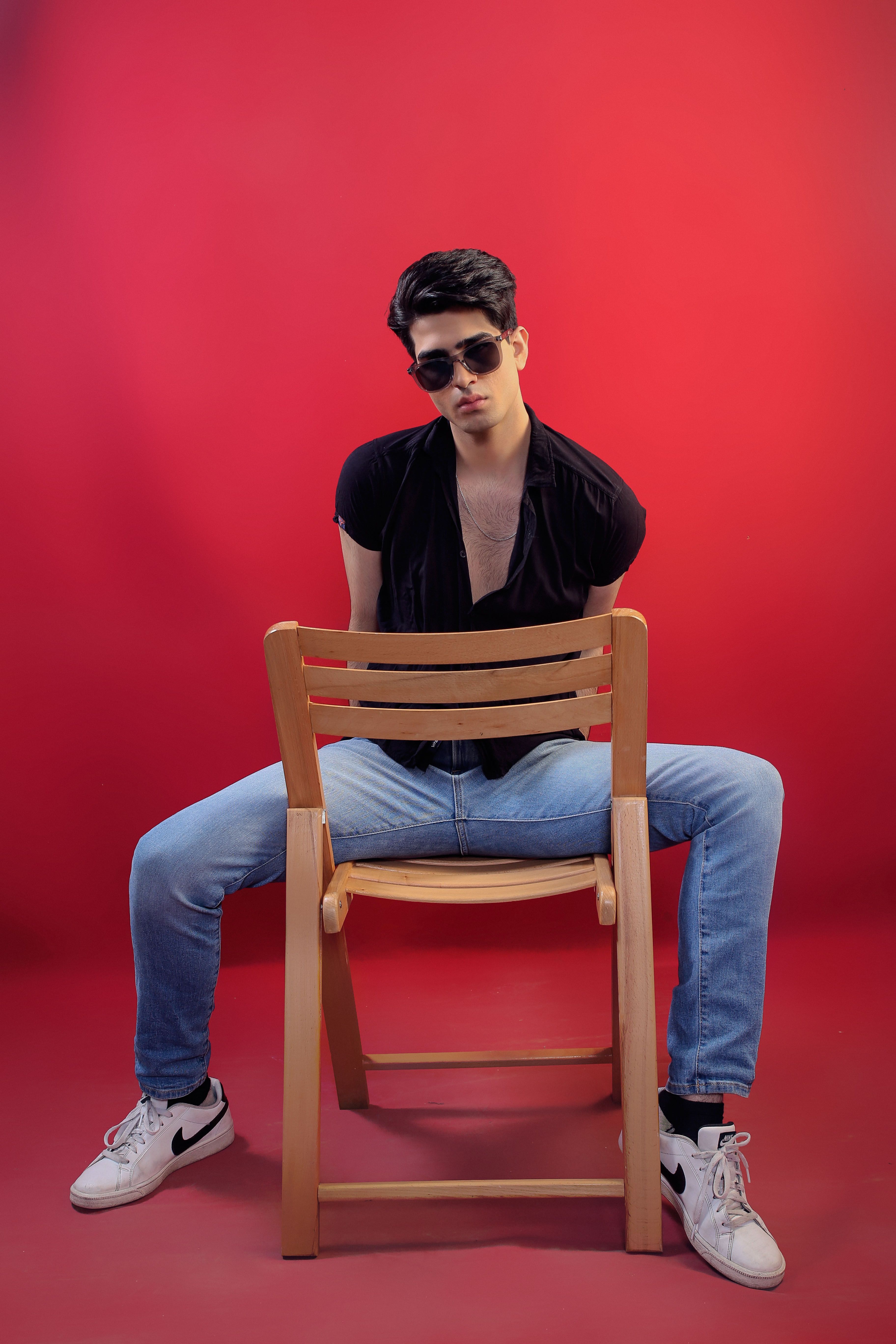 Plain Backgrounds Model Man Photos, Download The BEST Free Plain ...